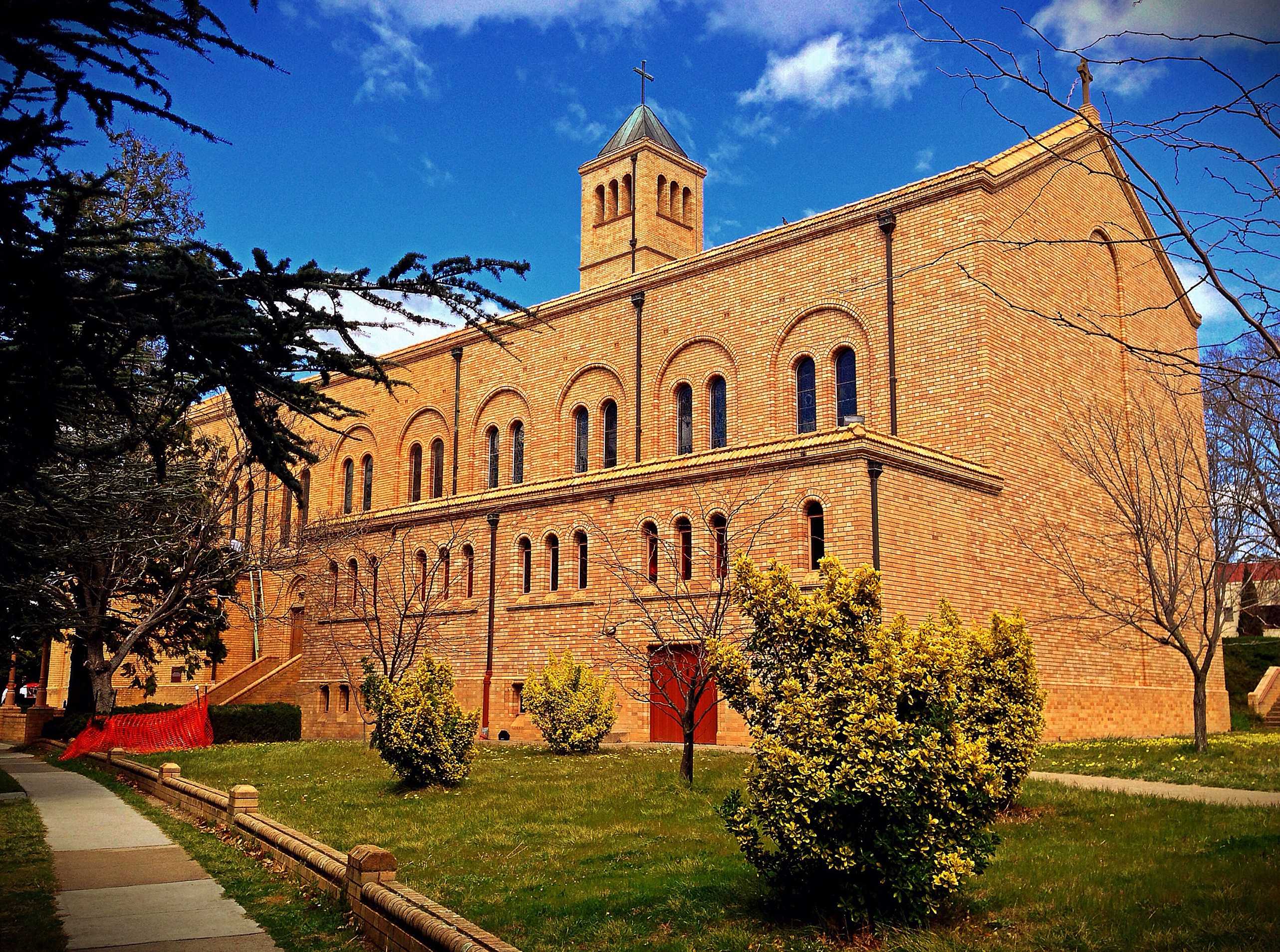 Church gives green light to Manuka redevelopment - ABC News