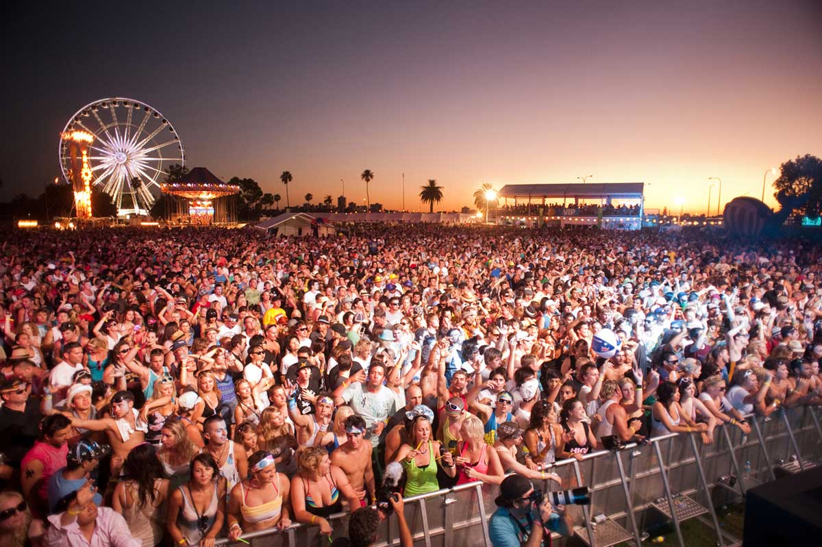 Rave to raunch: The changing faces of Perth's music fans captured on ...