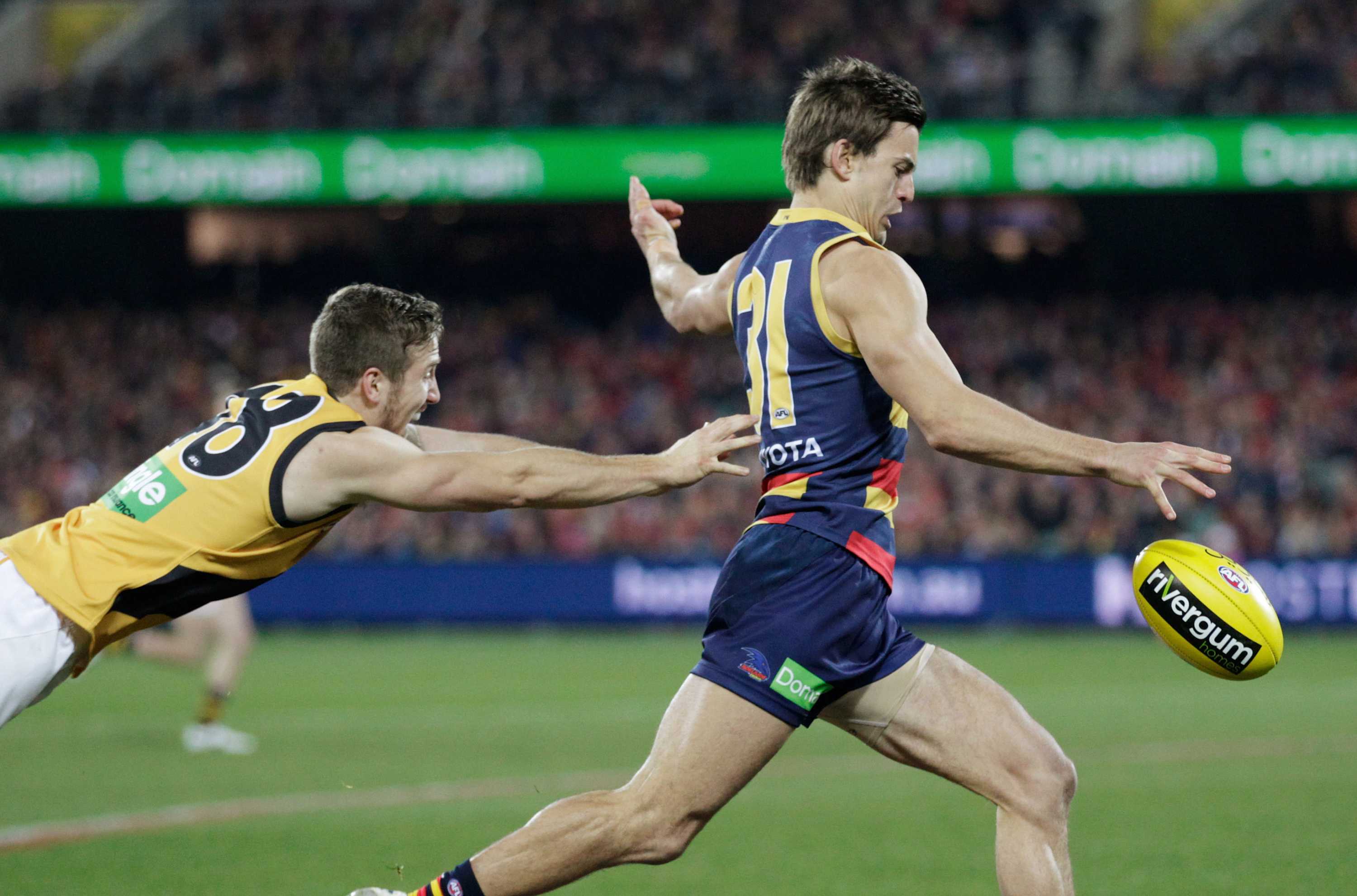 Essendon v Demons, Geelong v Collingwood, Adelaide Crows v Richmond ...