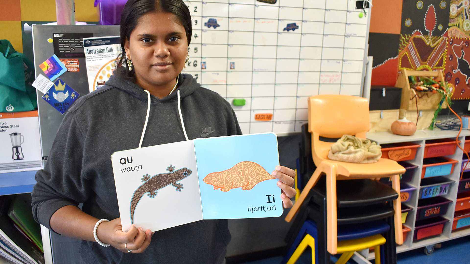 Pitjantjatjara Book - Behind The News