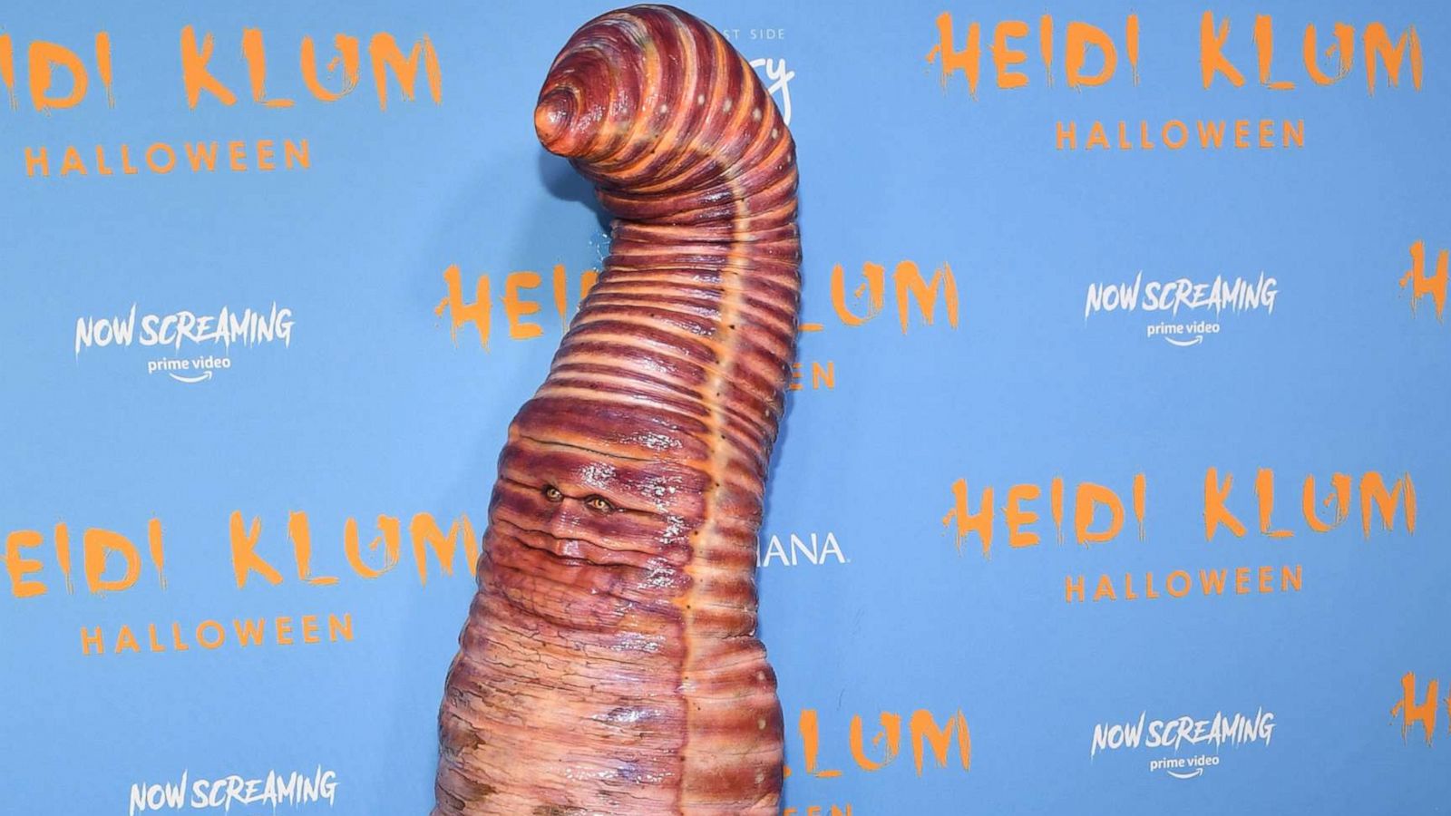 #231: Heidi’s Worm, Elon’s Twitter, Coming Out - ABC listen