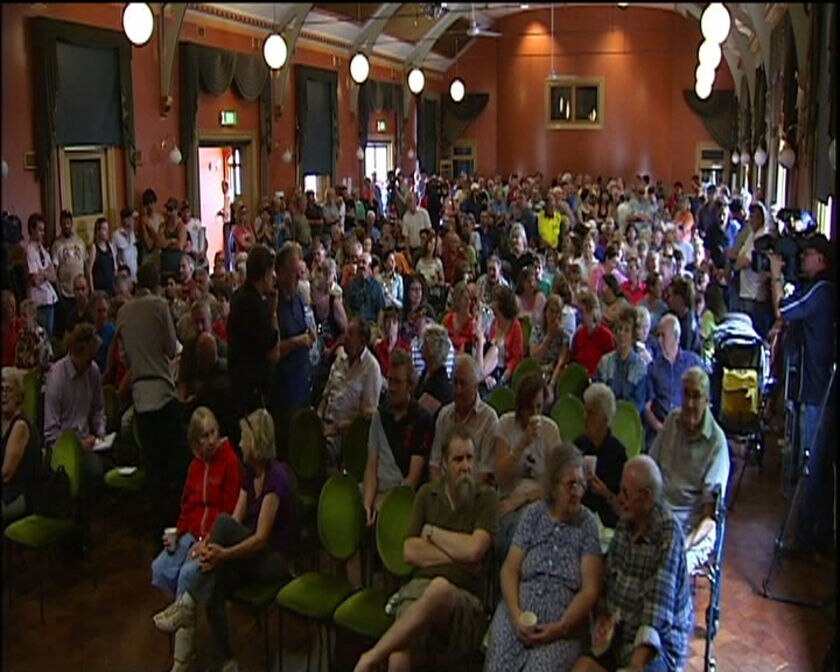 Toodyay residents recall devastating fire - ABC News
