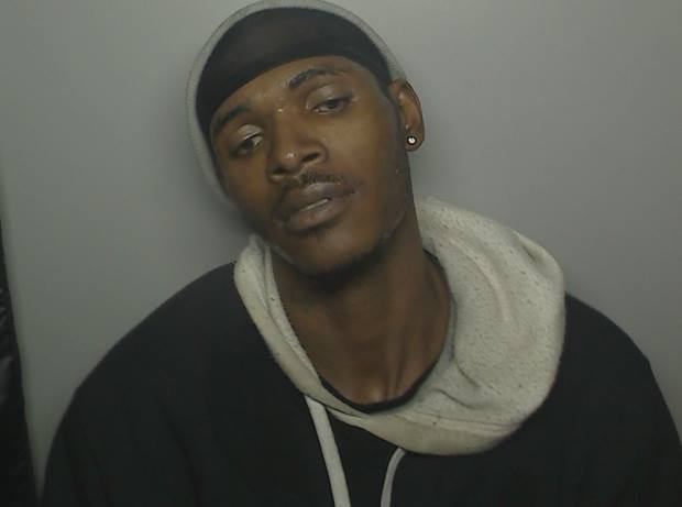 Thief caught on camera after triggering photo booth during robbery in ...