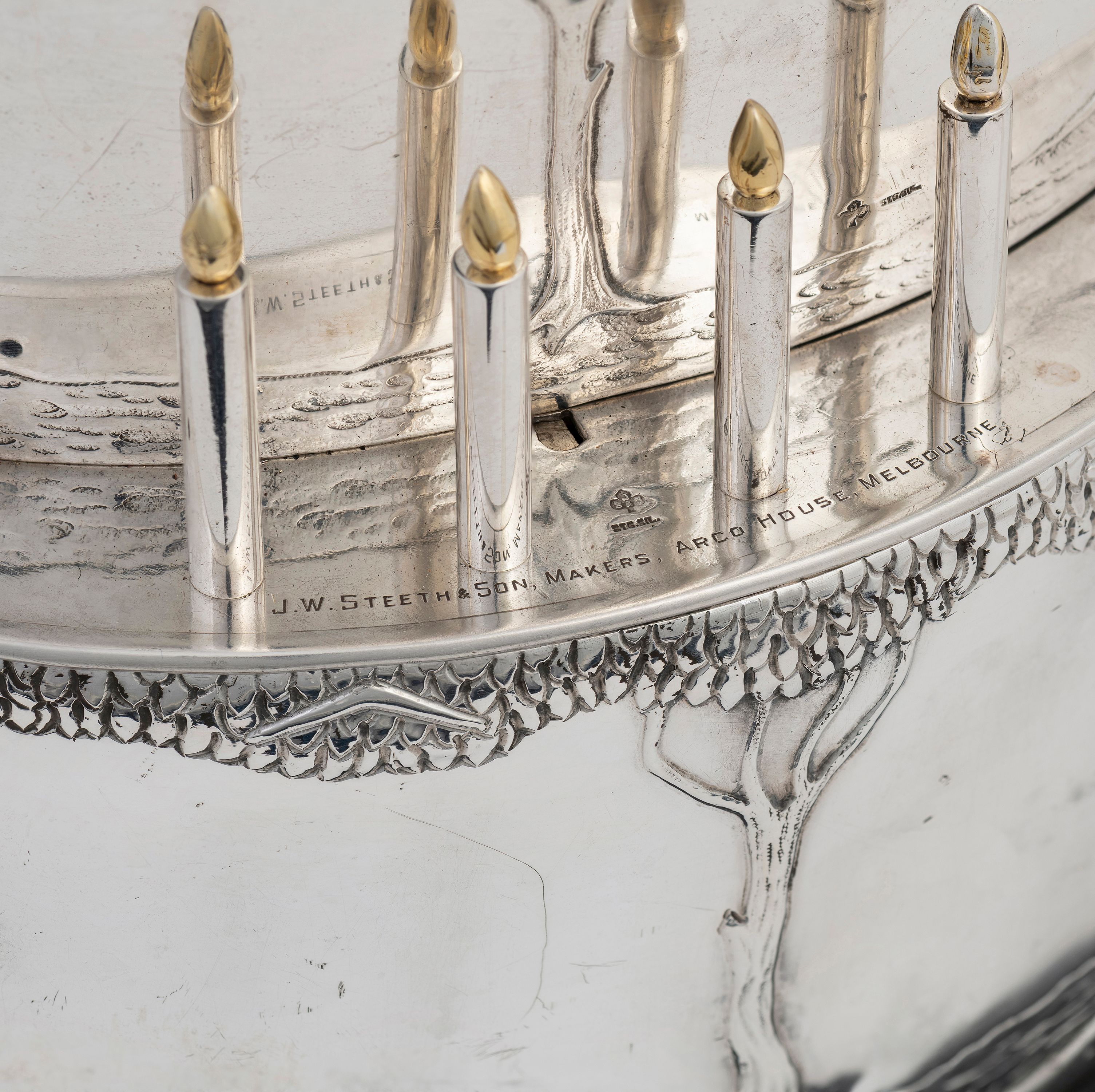 Historic birthday cake clock found in garden shed clean-out worth $48k ...