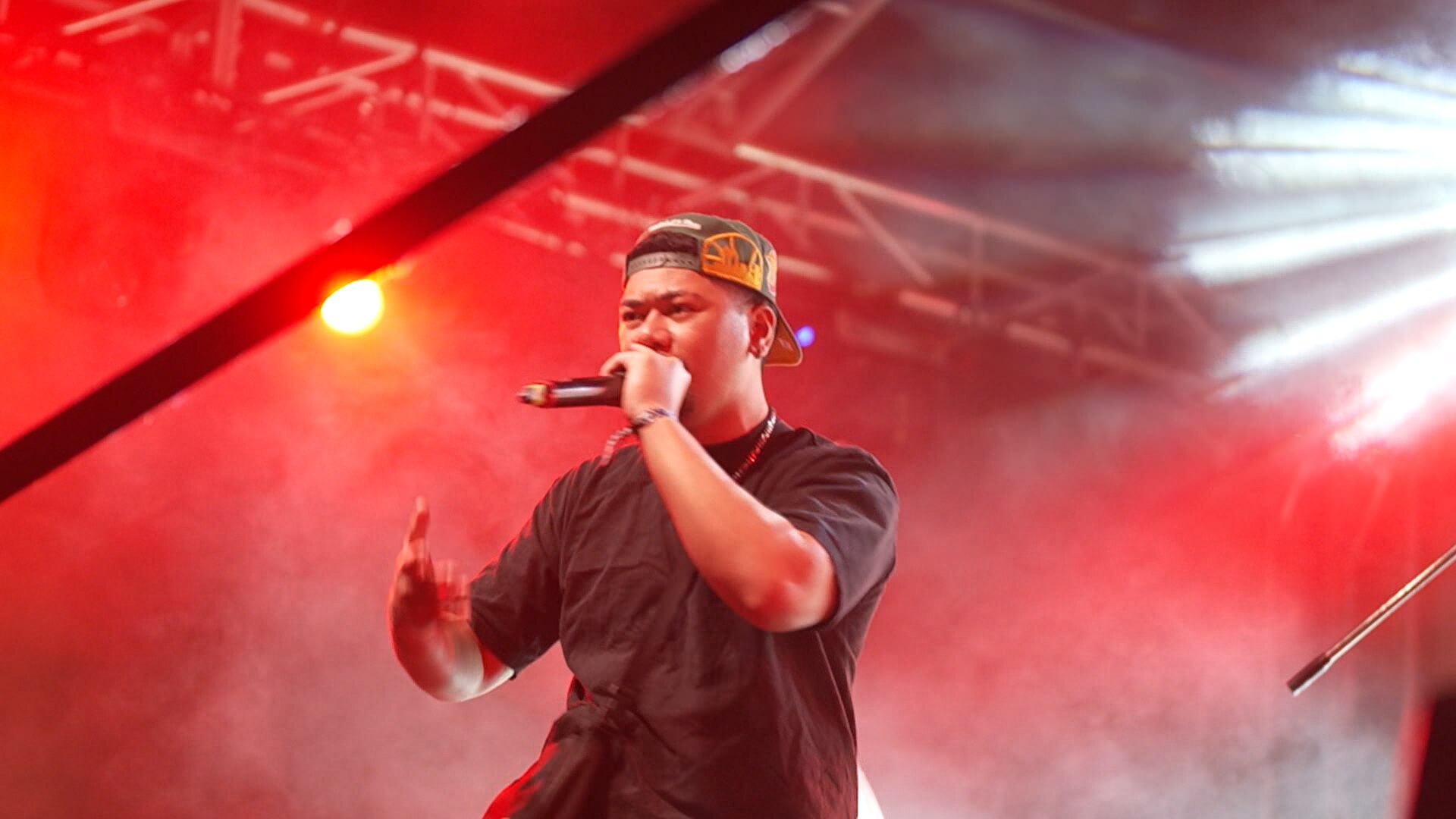 JJ4K raps at Bigsound festival. - ABC News