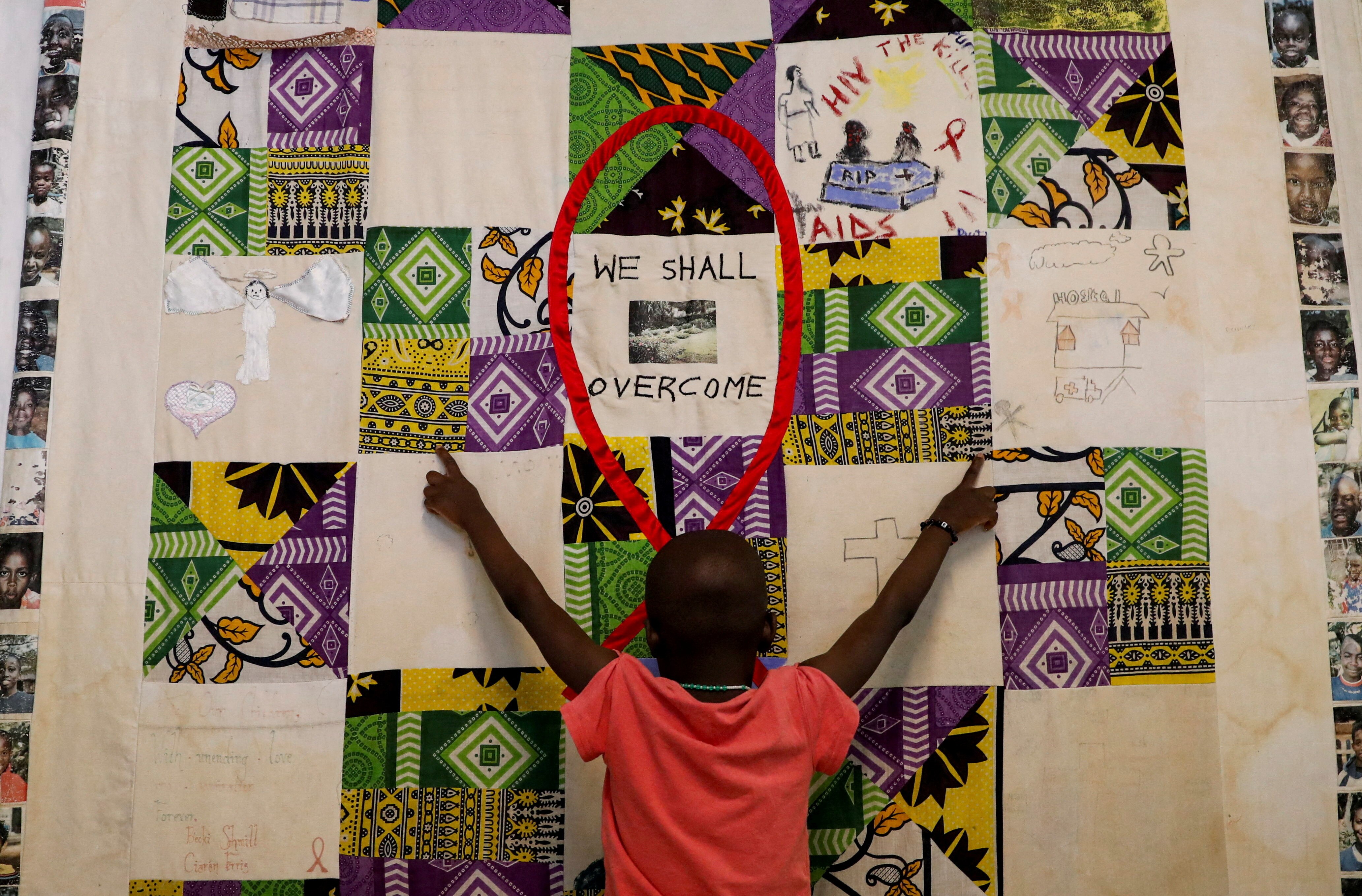 Trump cuts HIV/AIDS funding - ABC listen