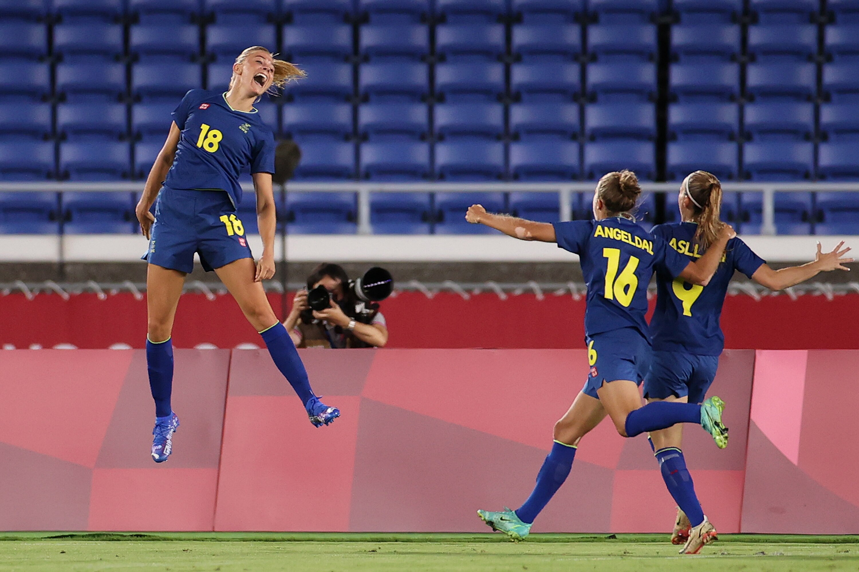 The Matildas' loss to Sweden hinged on two key moments, but their Tokyo ...