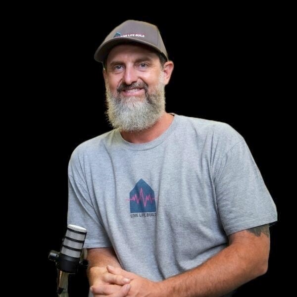 Qld builder says industry is a 'fixer upper' - ABC listen