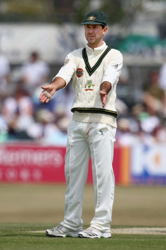 Thommo dumps on 'crap' Ponting - ABC News