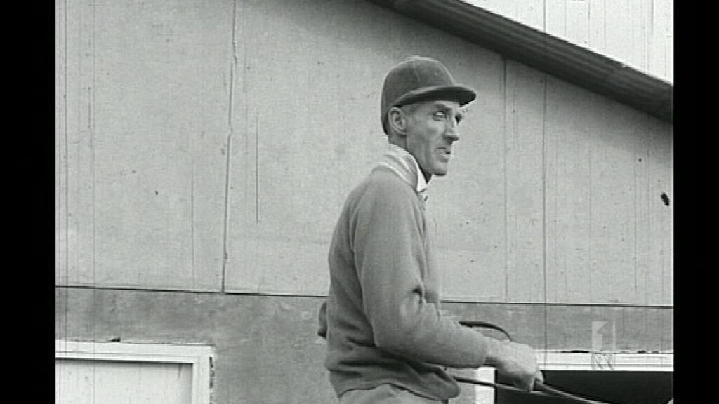 Equestrian legend passes away - ABC News