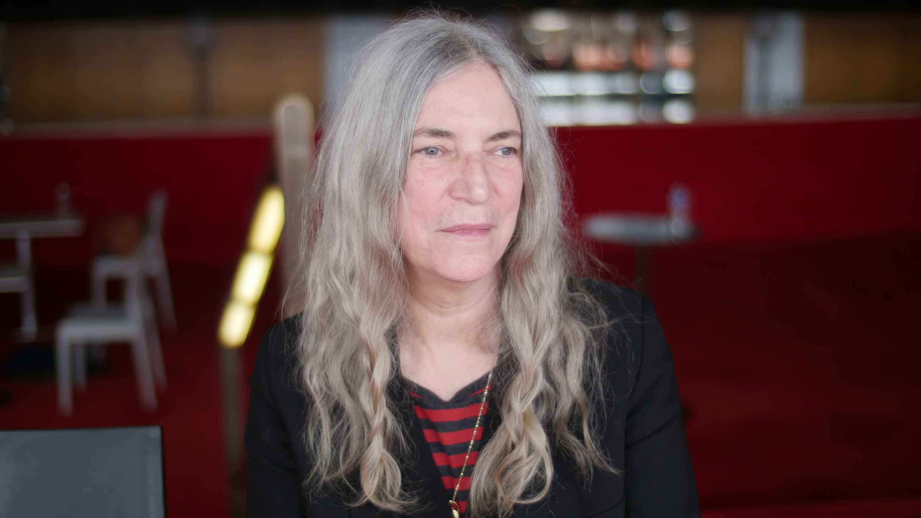 Patti Smith describes feeling 'like a 7yo' as stage fright takes hold ...