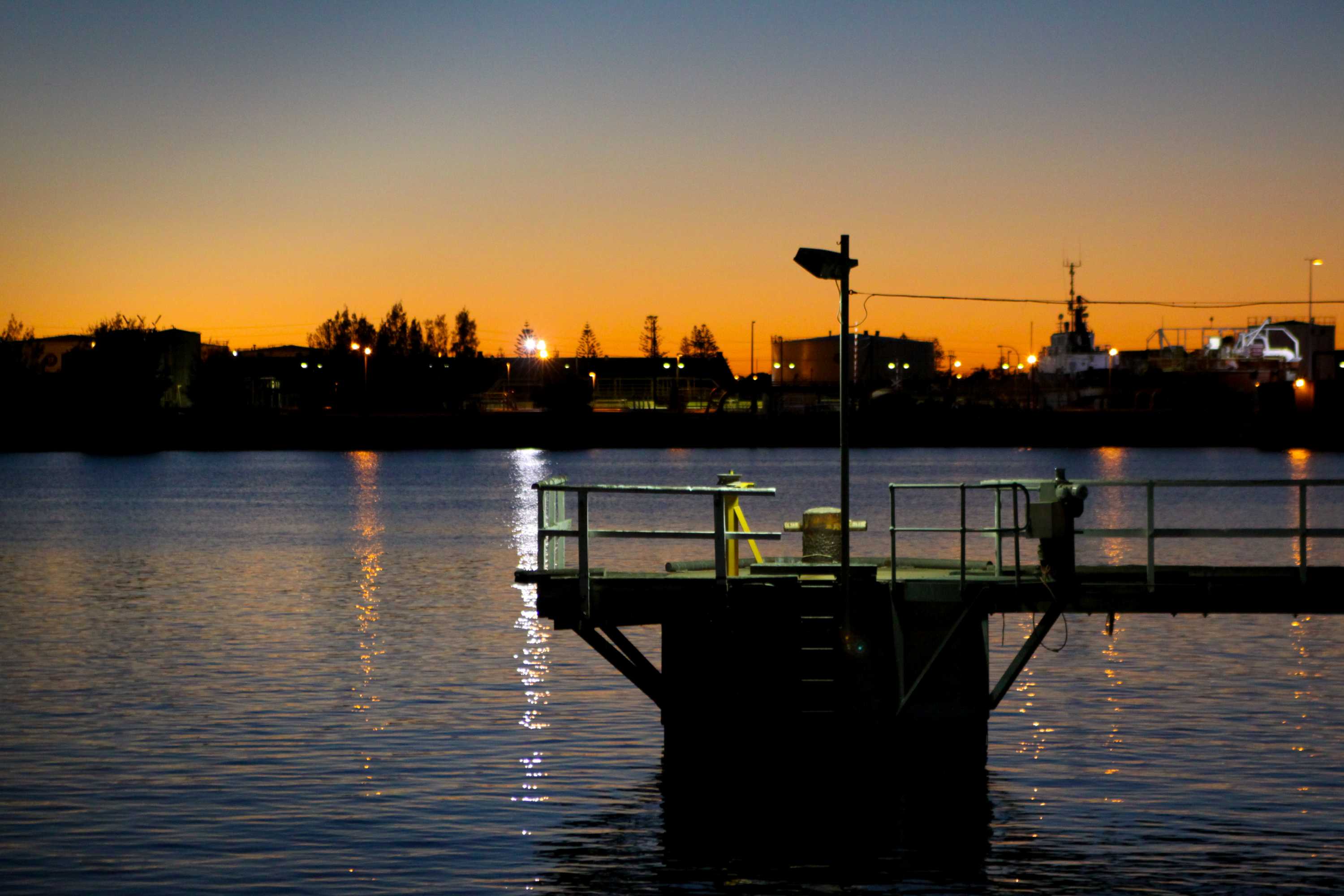 Property developer proposes floating houses for Adelaide's Port River ...