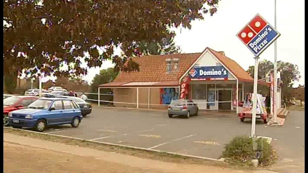 Bold thieves rob pizza restaurant - ABC News