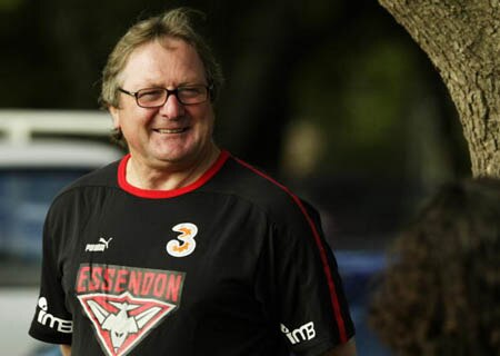 Sheedy calls for improved communication with umpires - ABC News