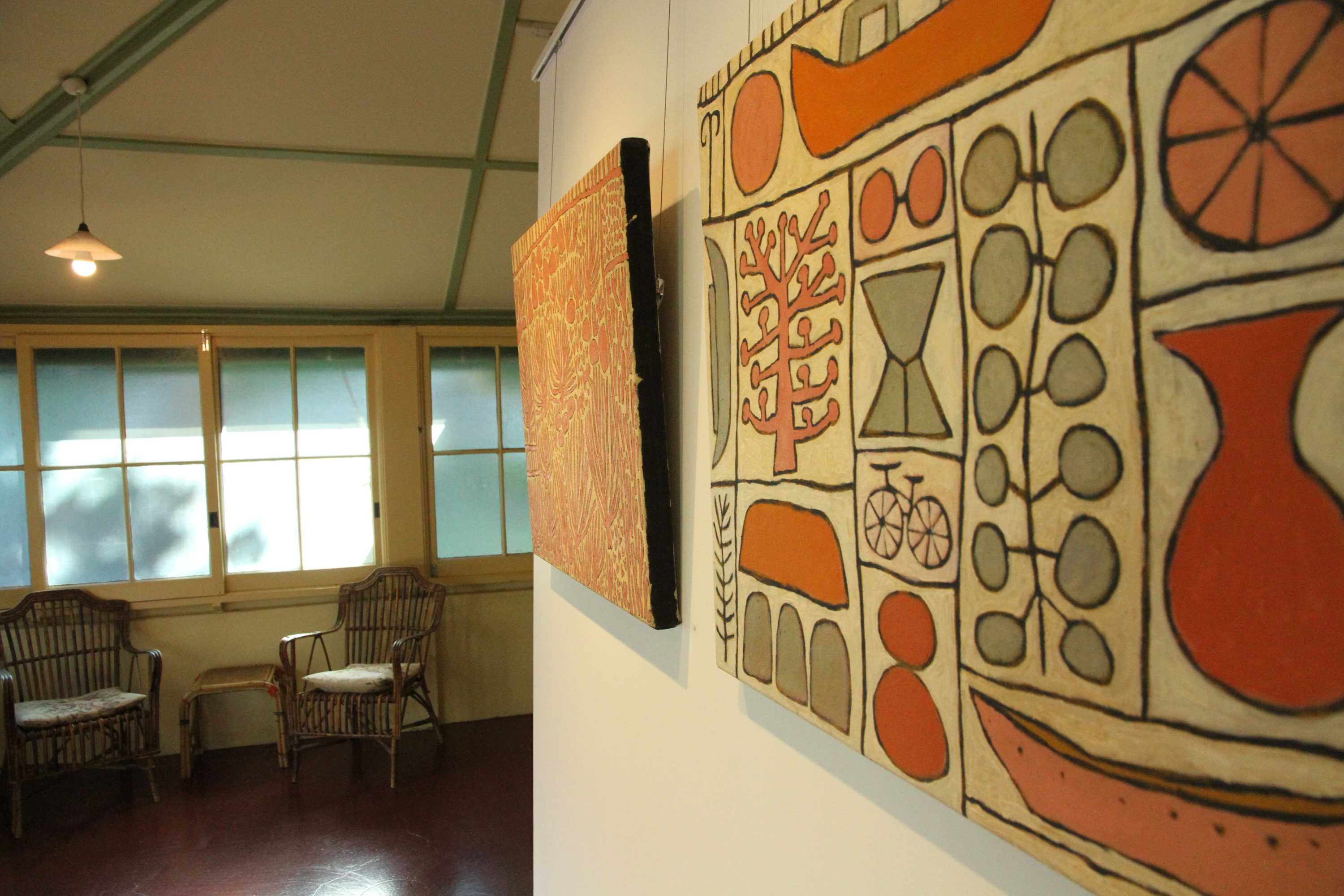 Artist couple Marina Strocchi and Wayne Eager exhibit at historic house ...