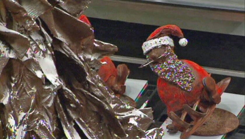 Chocolatier creates giant chocolate Christmas tree - ABC News