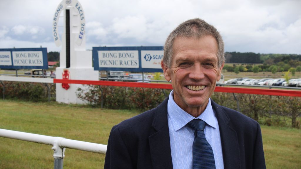 Tony Williams takes to the track at Bowral Showground's Bong Bong ...