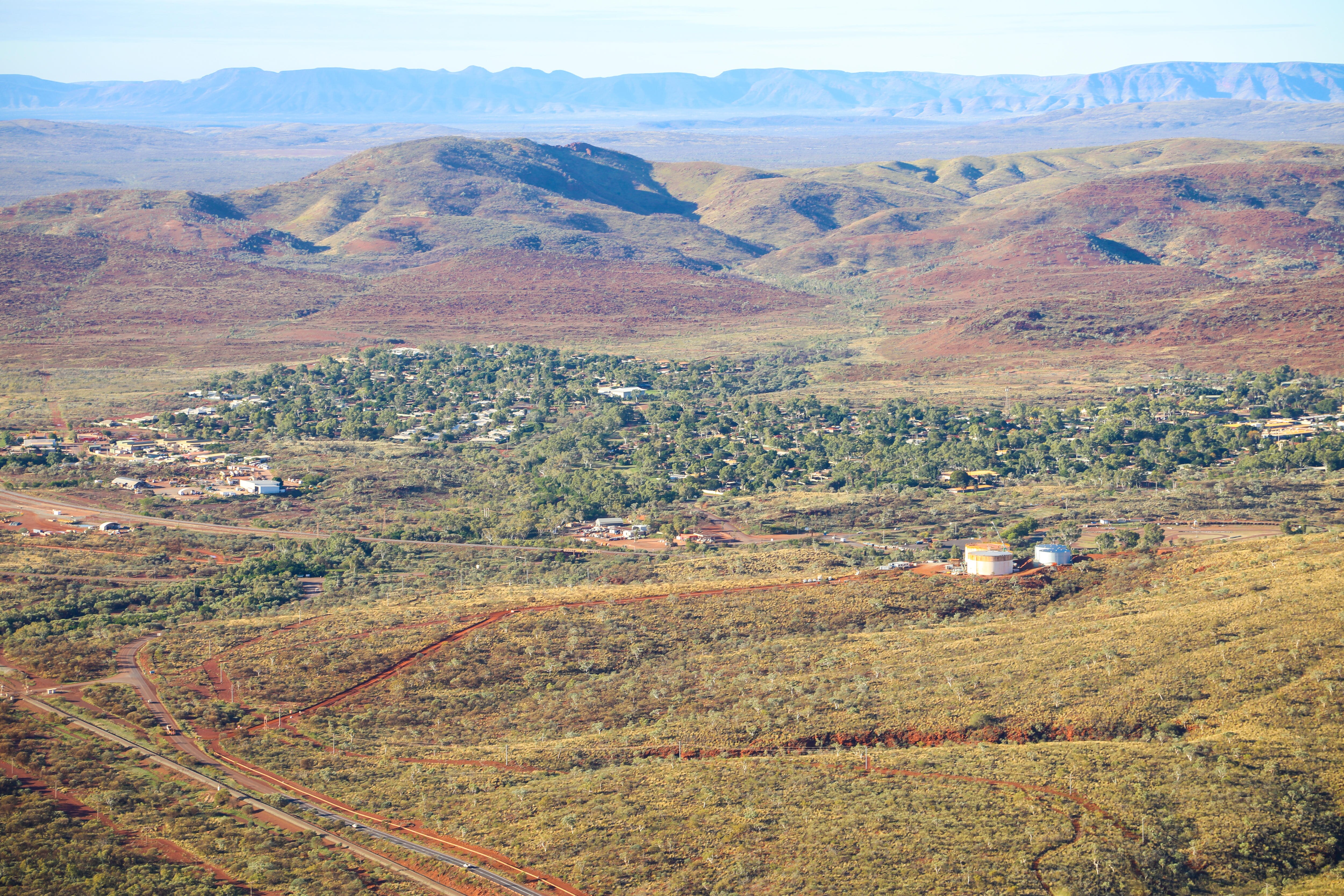 Tom Price hospital upgrade election promise yet to be met, say ...