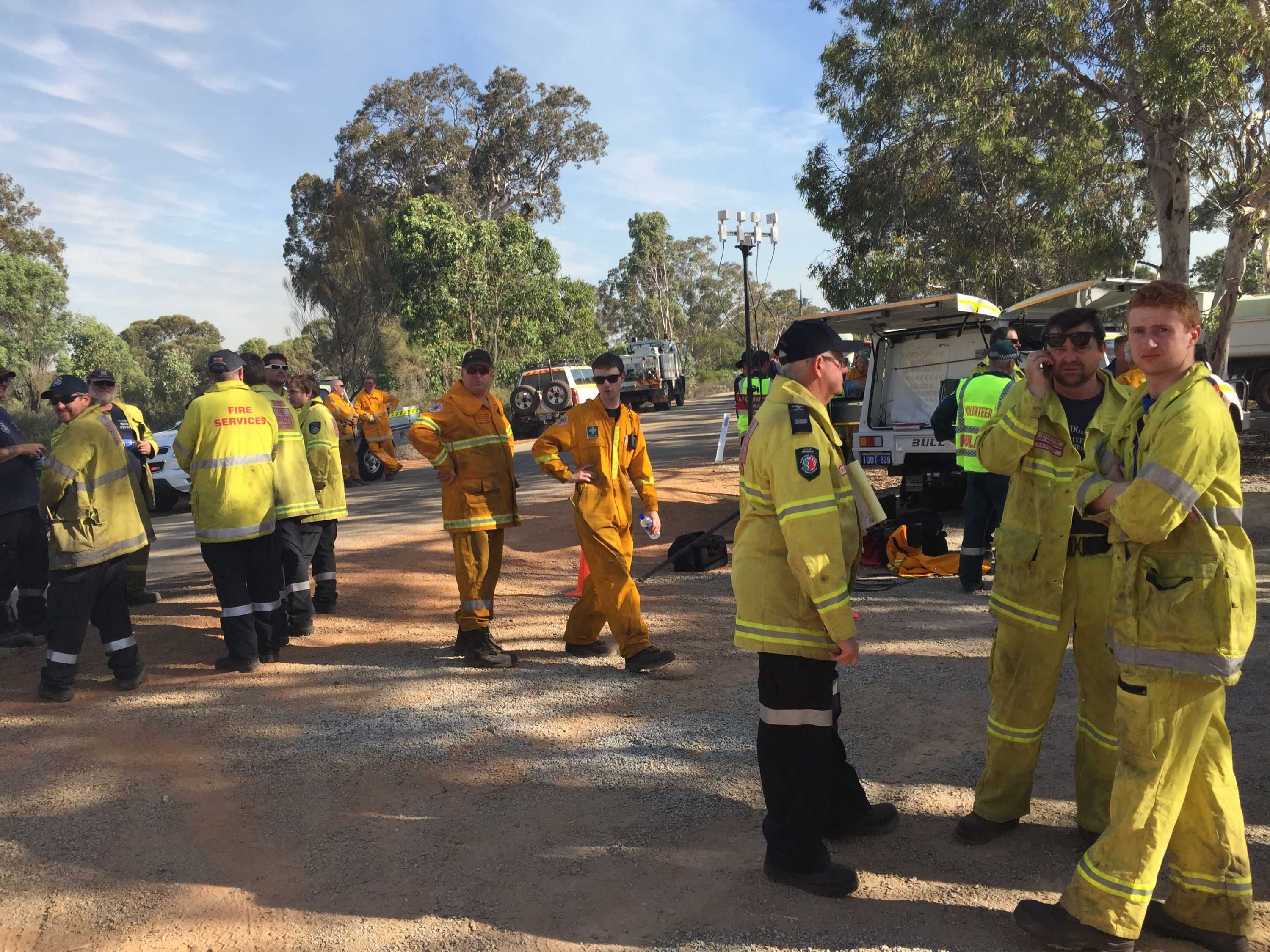 Bushfire in Toodyay, north-east of Perth, downgraded to watch and act ...