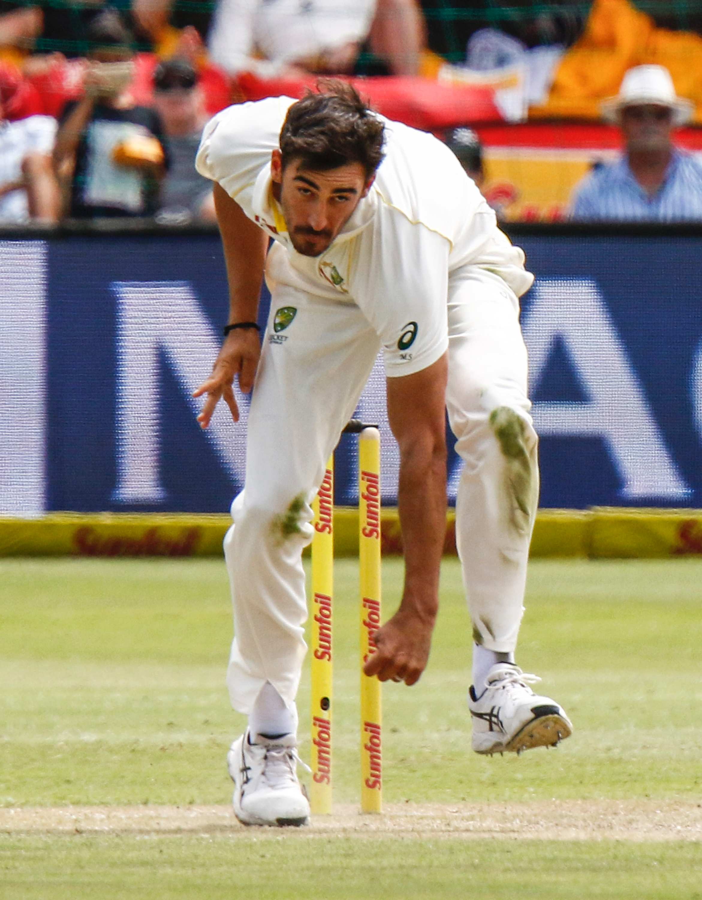 South Africa v Australia: Mitchell Starc injury fears as Cape Town ...