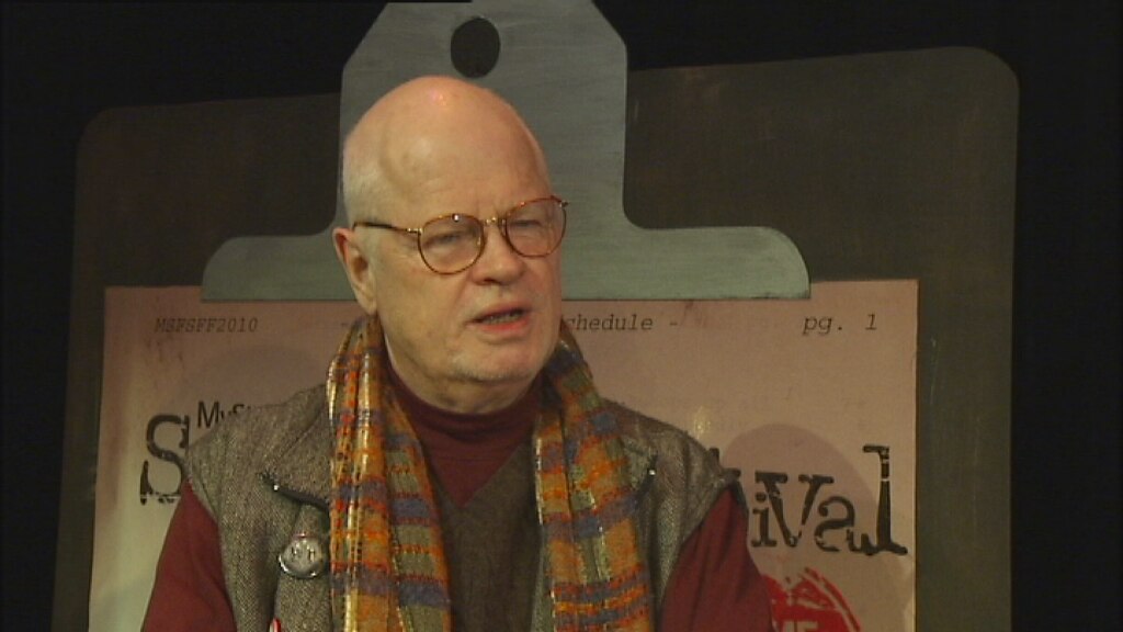 Tributes flow for film critic and film-maker - ABC News