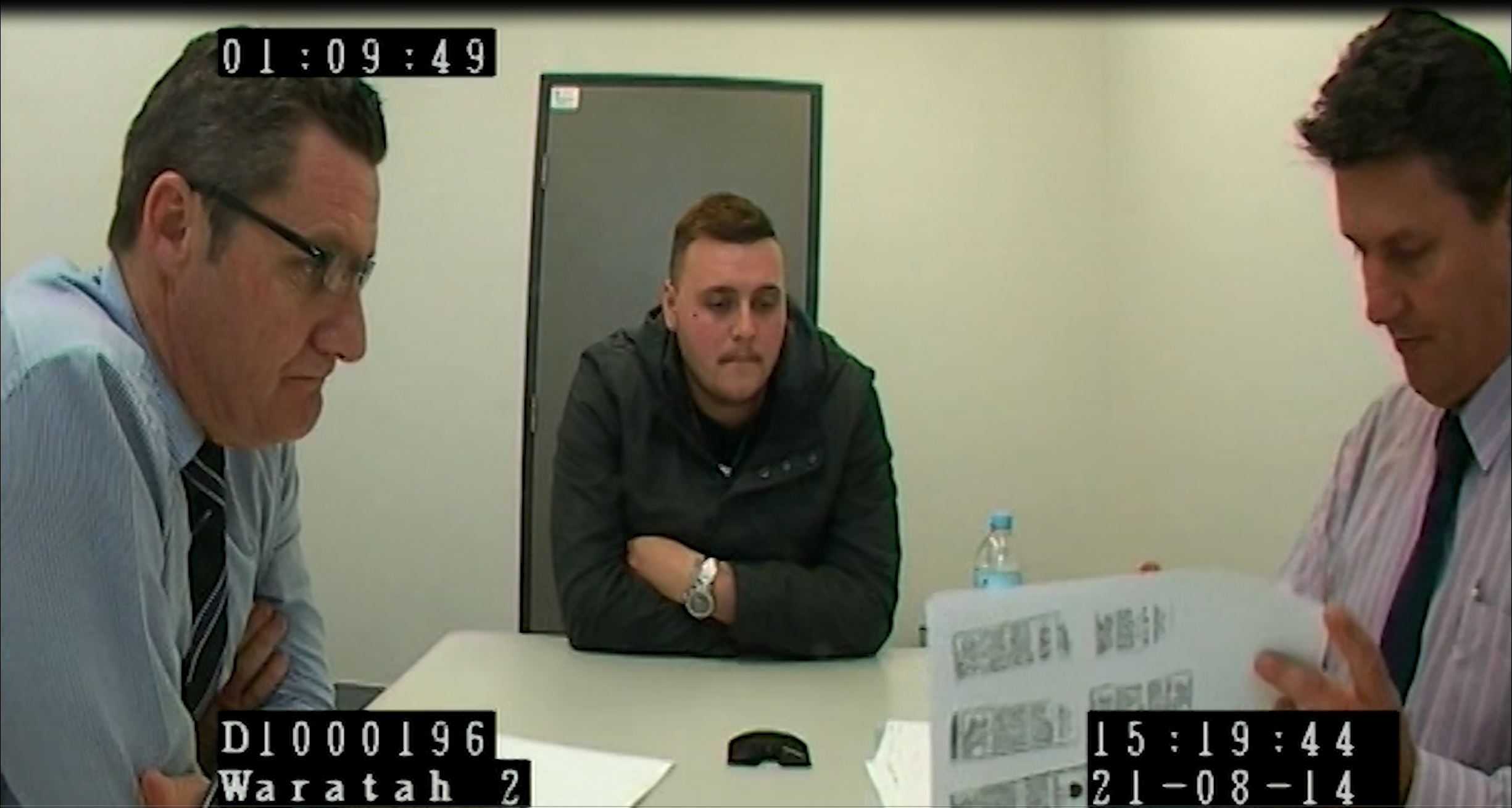 Police interrogate Garry Davis about incriminating text messages - ABC News