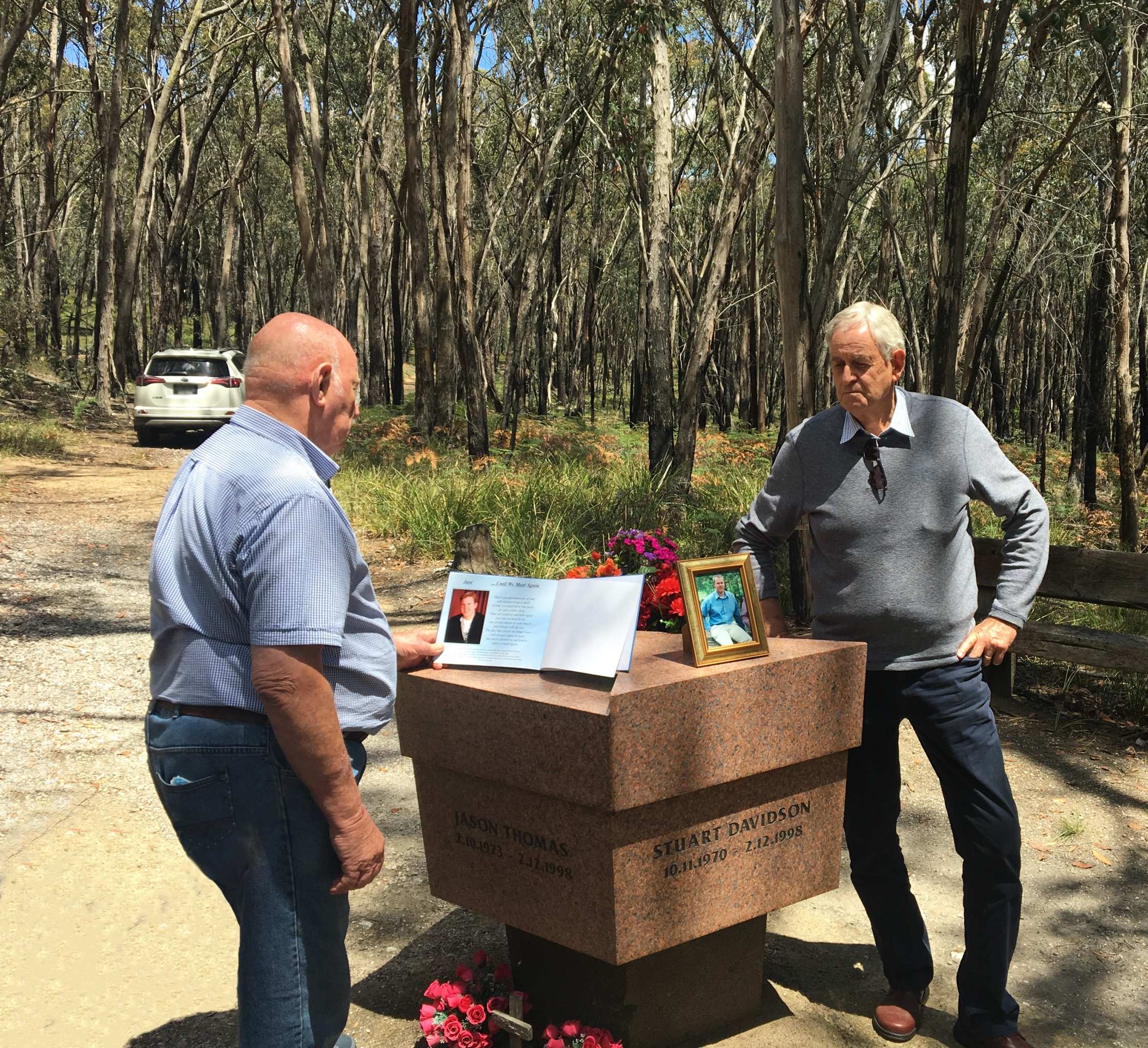 CFA marks Linton firefighter deaths, 20 years on - ABC listen
