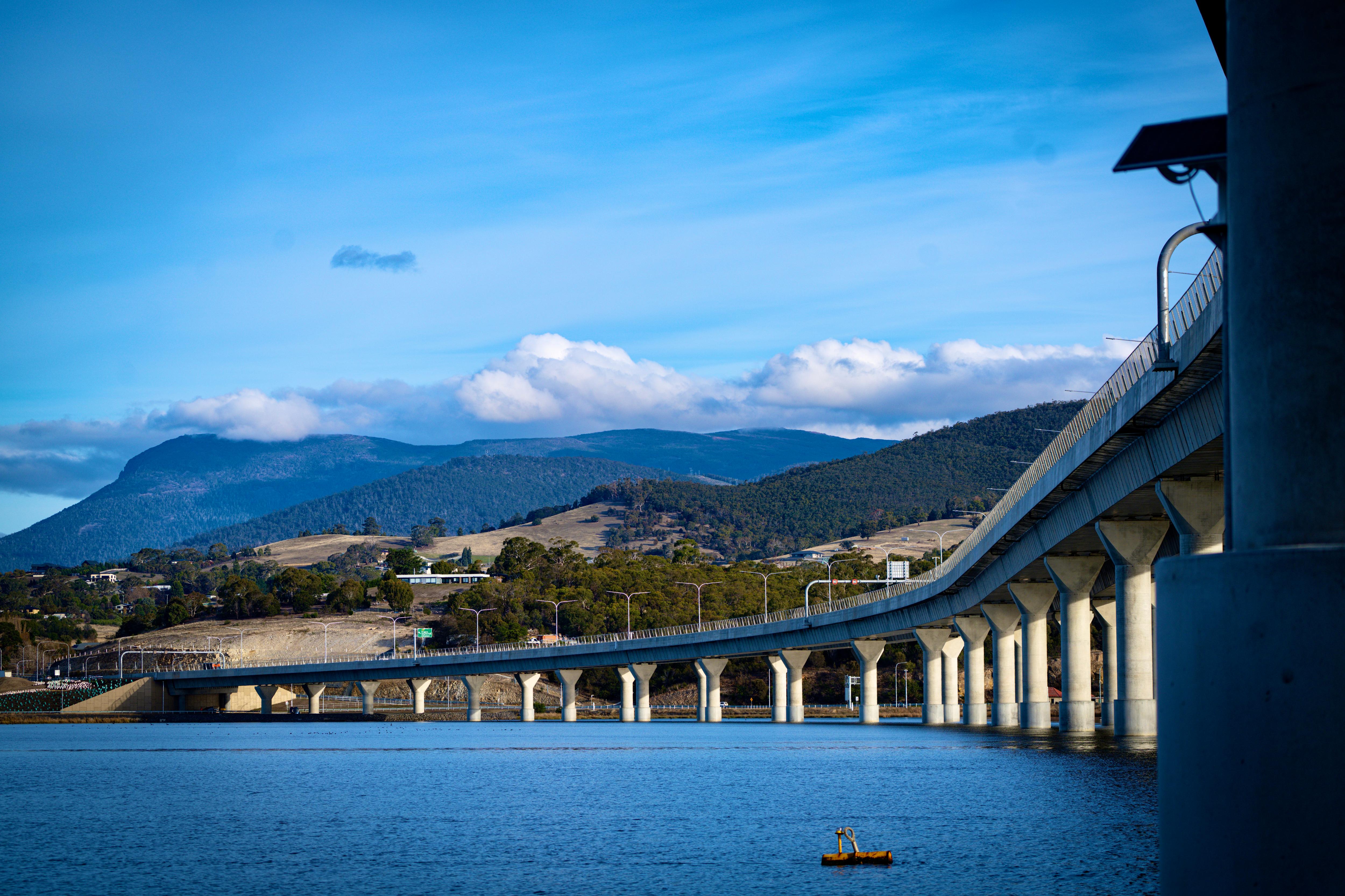 Bridgewater Bridge engineer warns of foundation issues that builder ...