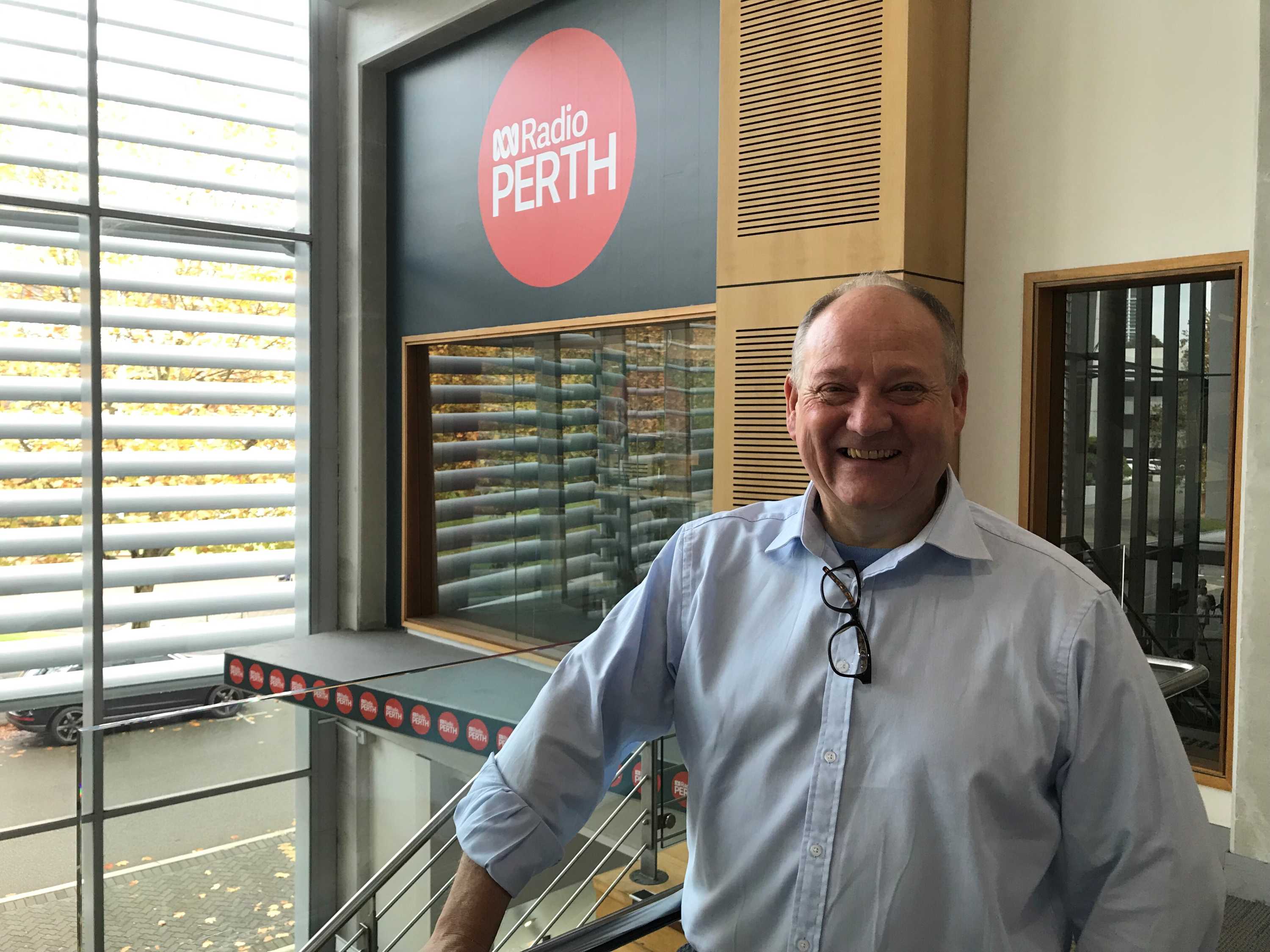 The art of sleep and wellbeing with Circadian Neuroscientist Russell ...