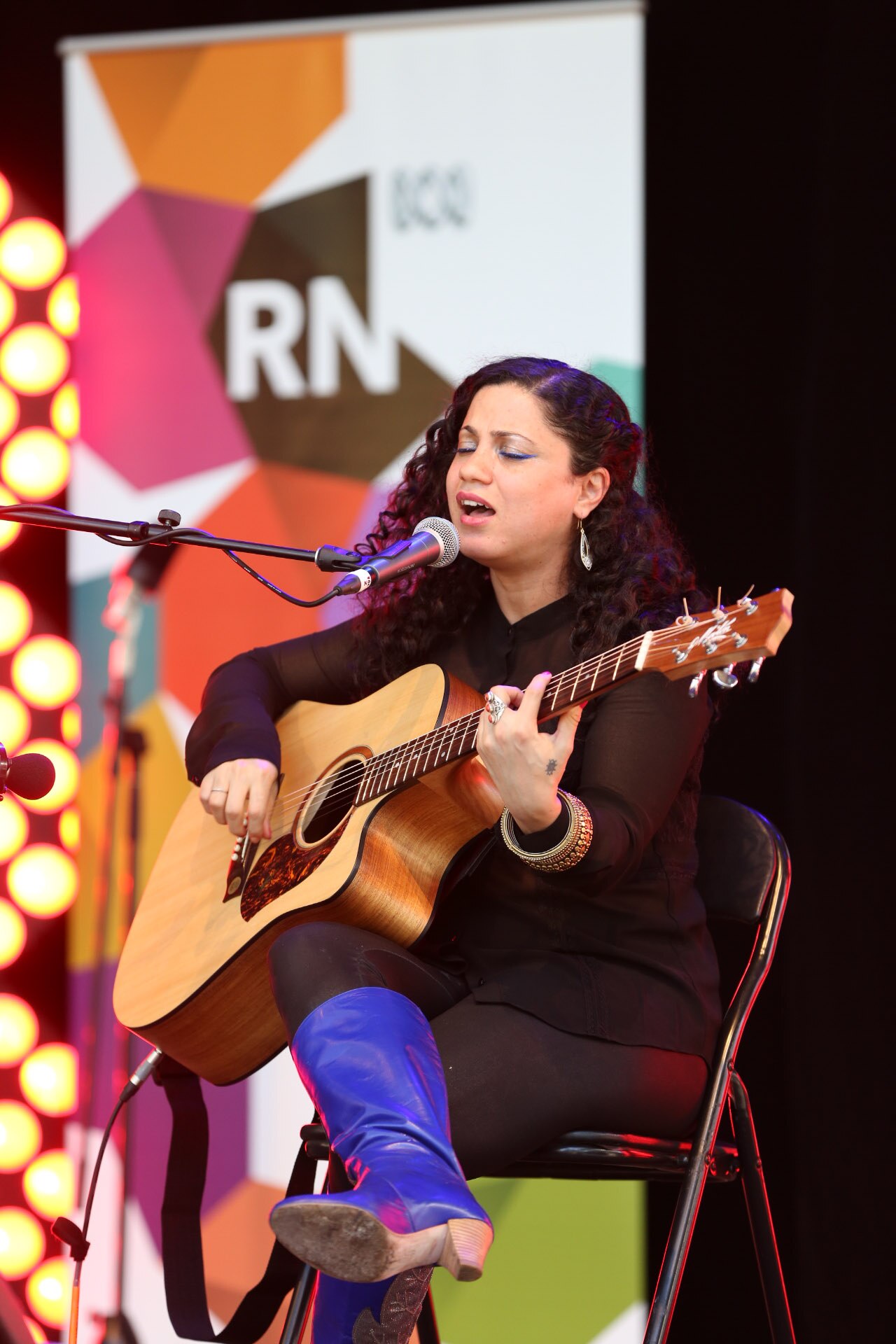 Emel Mathlouthi- Tunisian singer with a message - ABC Radio National