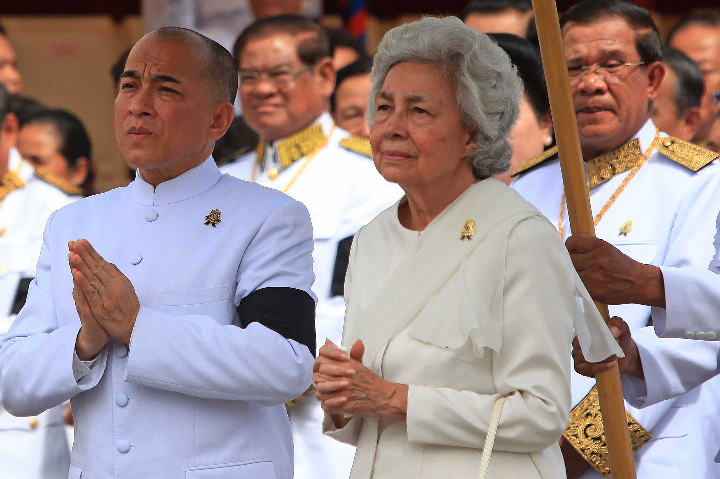 Thousands pay their final respects to revered Cambodian King Norodom ...