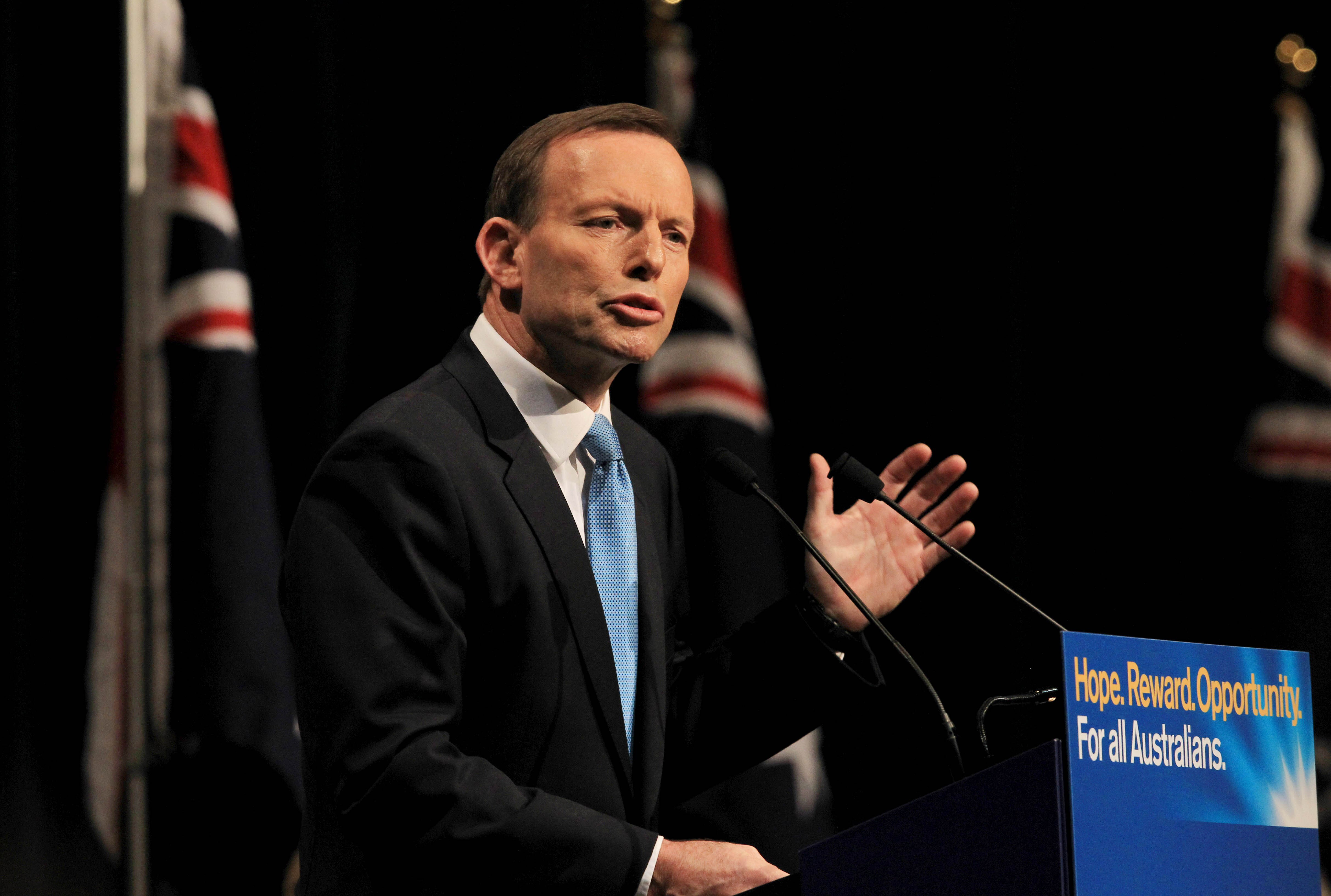 Support for carbon tax dives as politicians brawl - ABC News