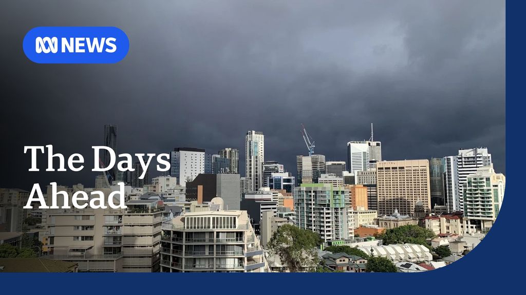 Storm front over Tweed Heads - ABC News