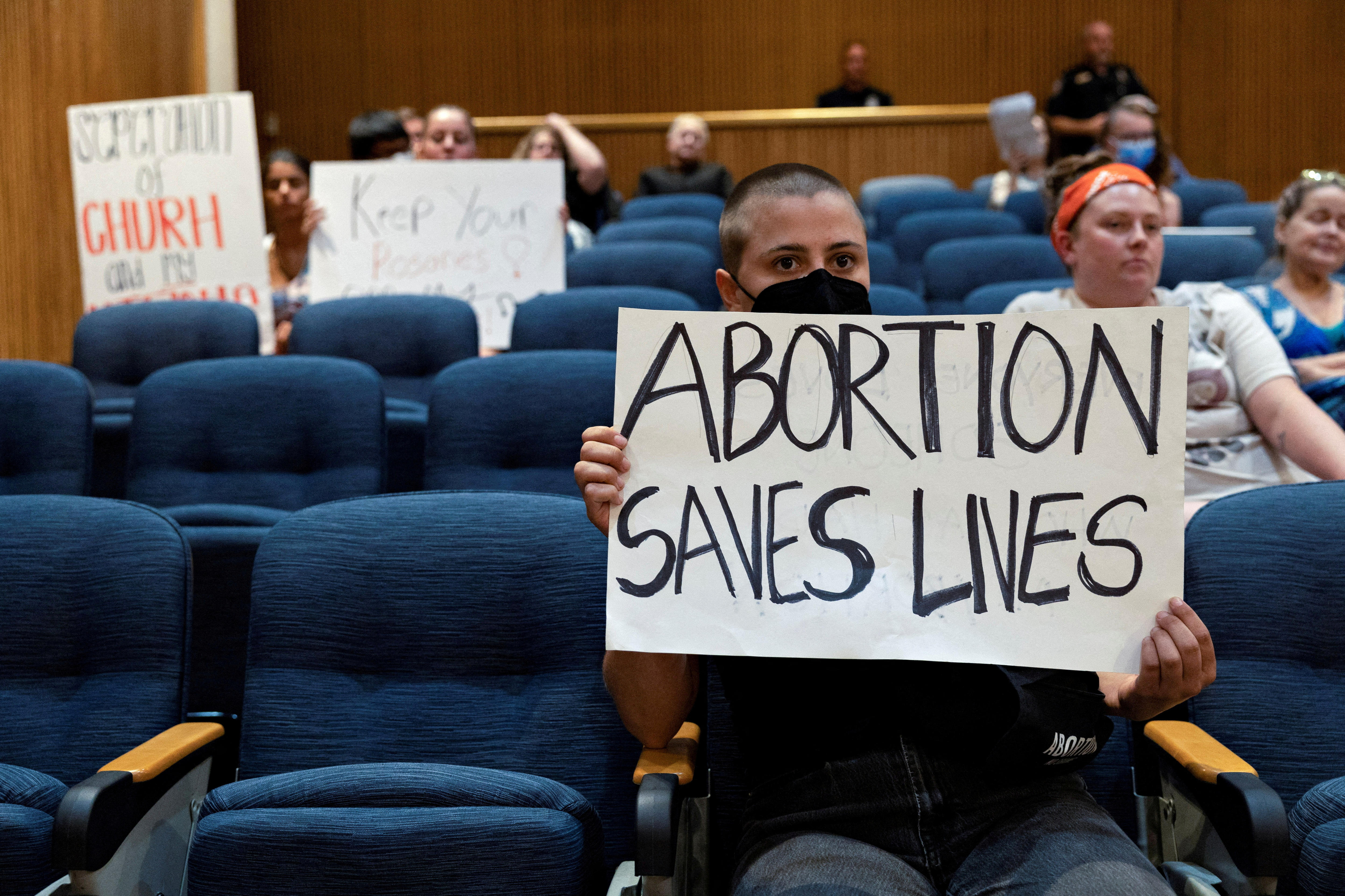 Texas woman to leave state for emergency abortion following Supreme ...