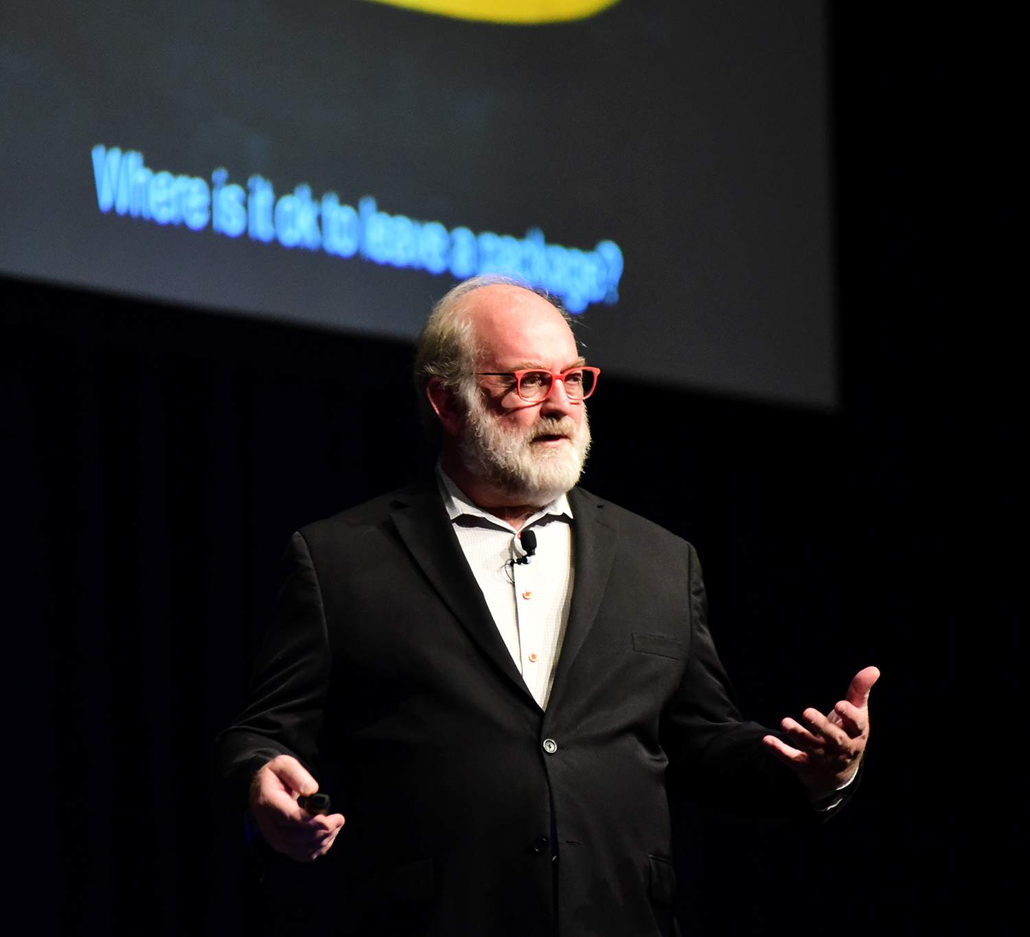 1 billion drones in world by 2030, US futurist Thomas Frey says - ABC News