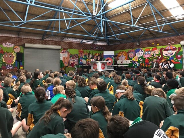 Inglewood Primary School takes over the ABC Newsroom - ABC listen