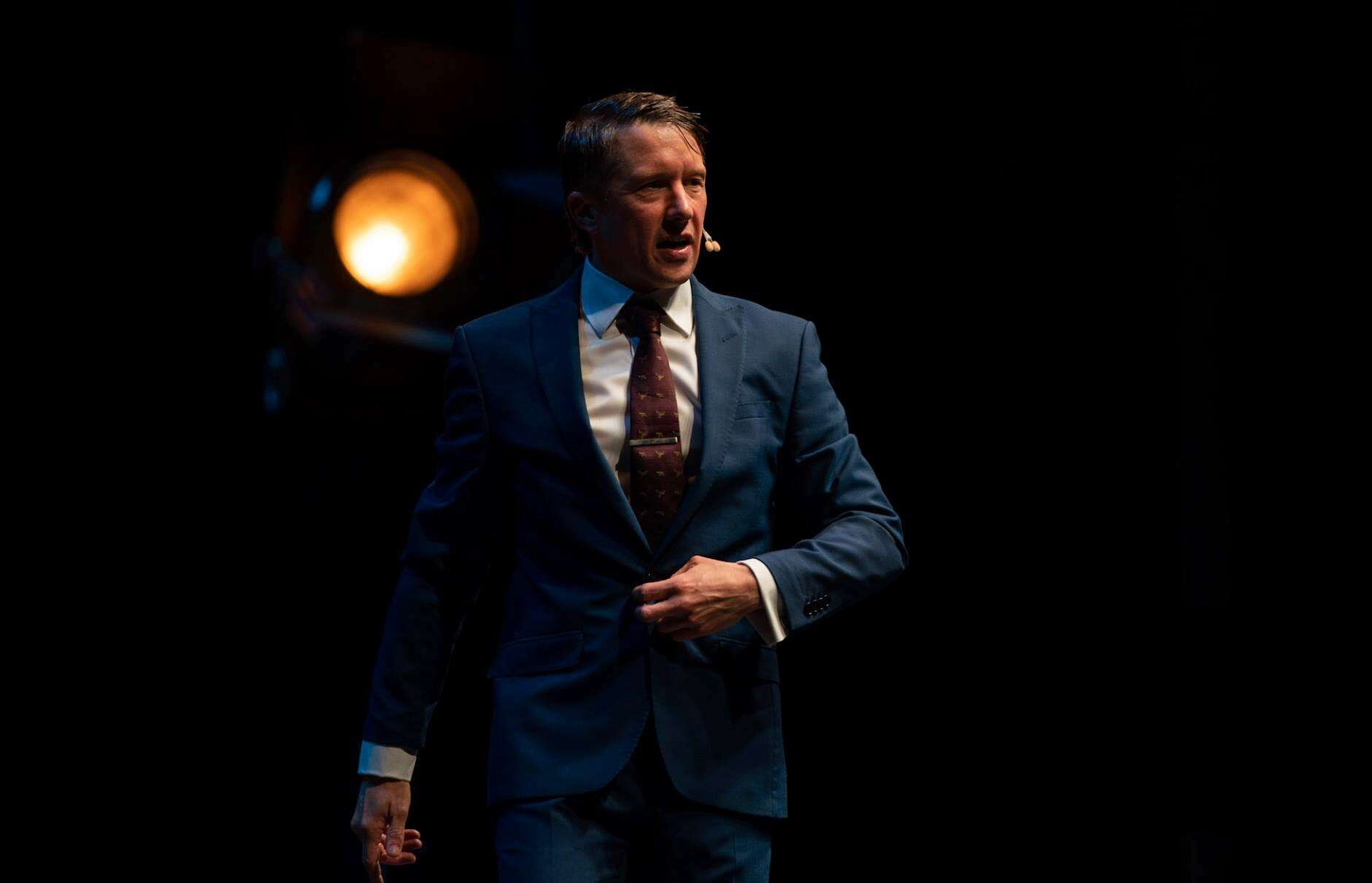 British satirical 'TV reporter' Jonathan Pie takes aim at Australia ...