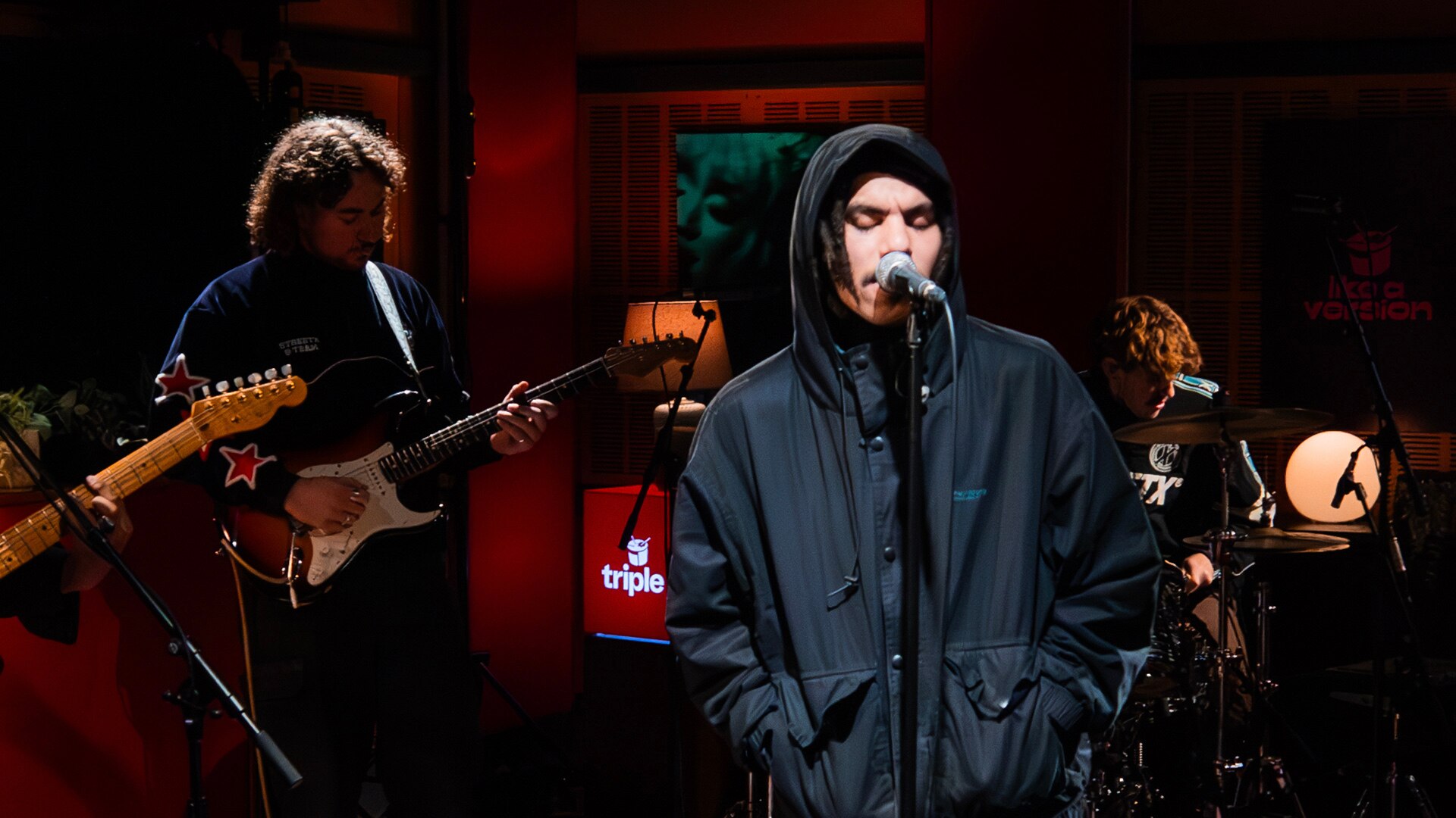 South Summit - 'Givin' It Up' (live for Like A Version) - triple j