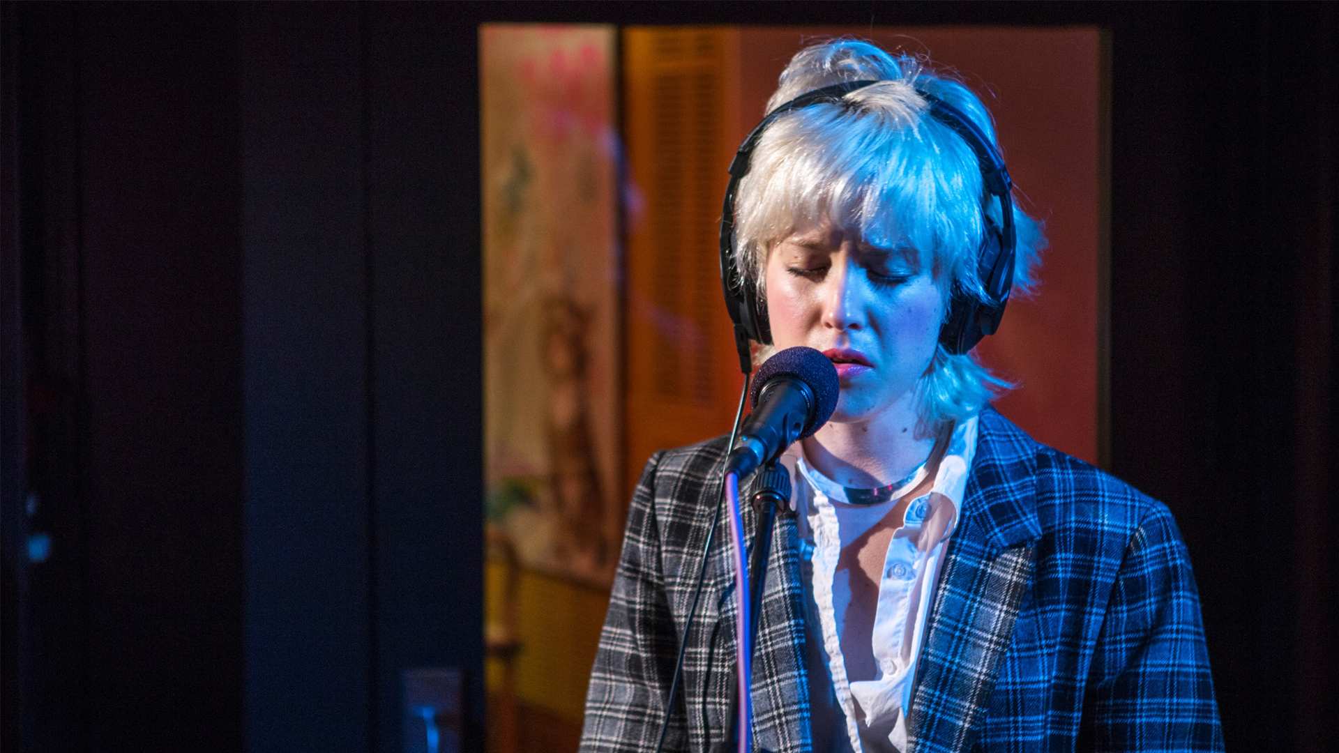 Emma Louise covers Nick Cave & The Bad Seeds 'Into My Arms' for Like A ...