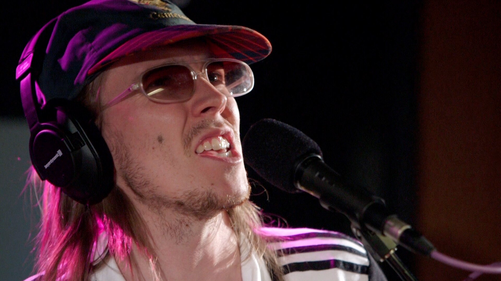 Seekae covers Ariel Pink 'Picture Me Gone' for Like A Version [2014 ...