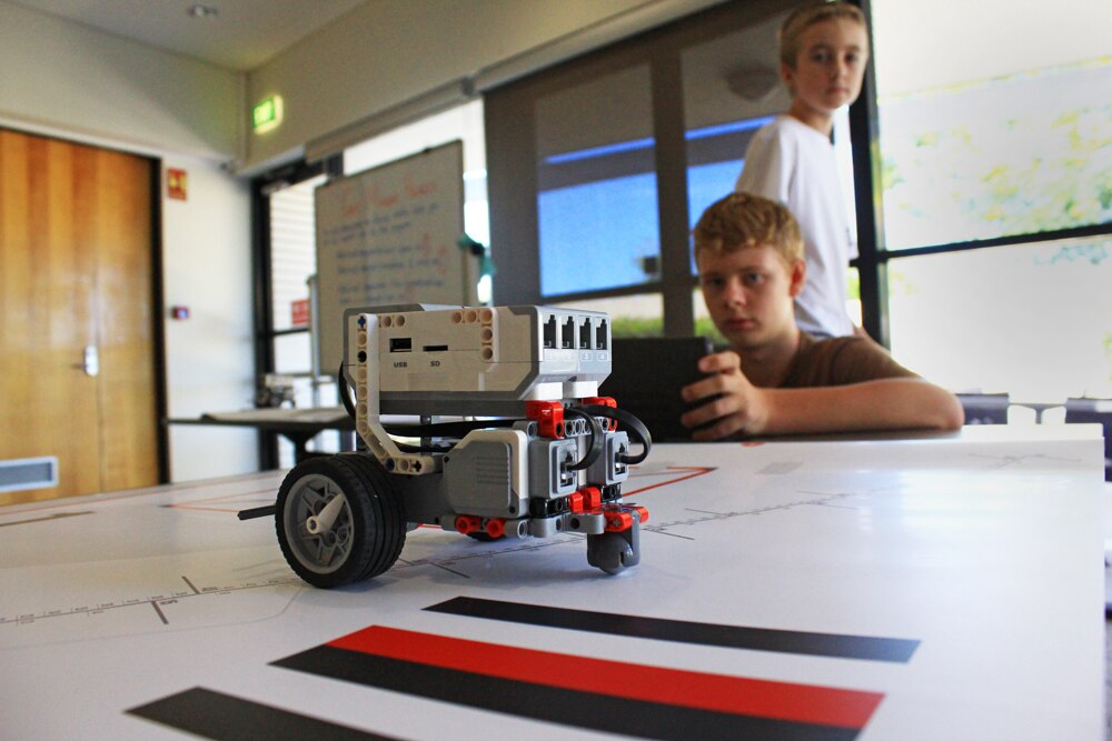 Mackay youth embrace Lego robotics workshops during school holidays ...
