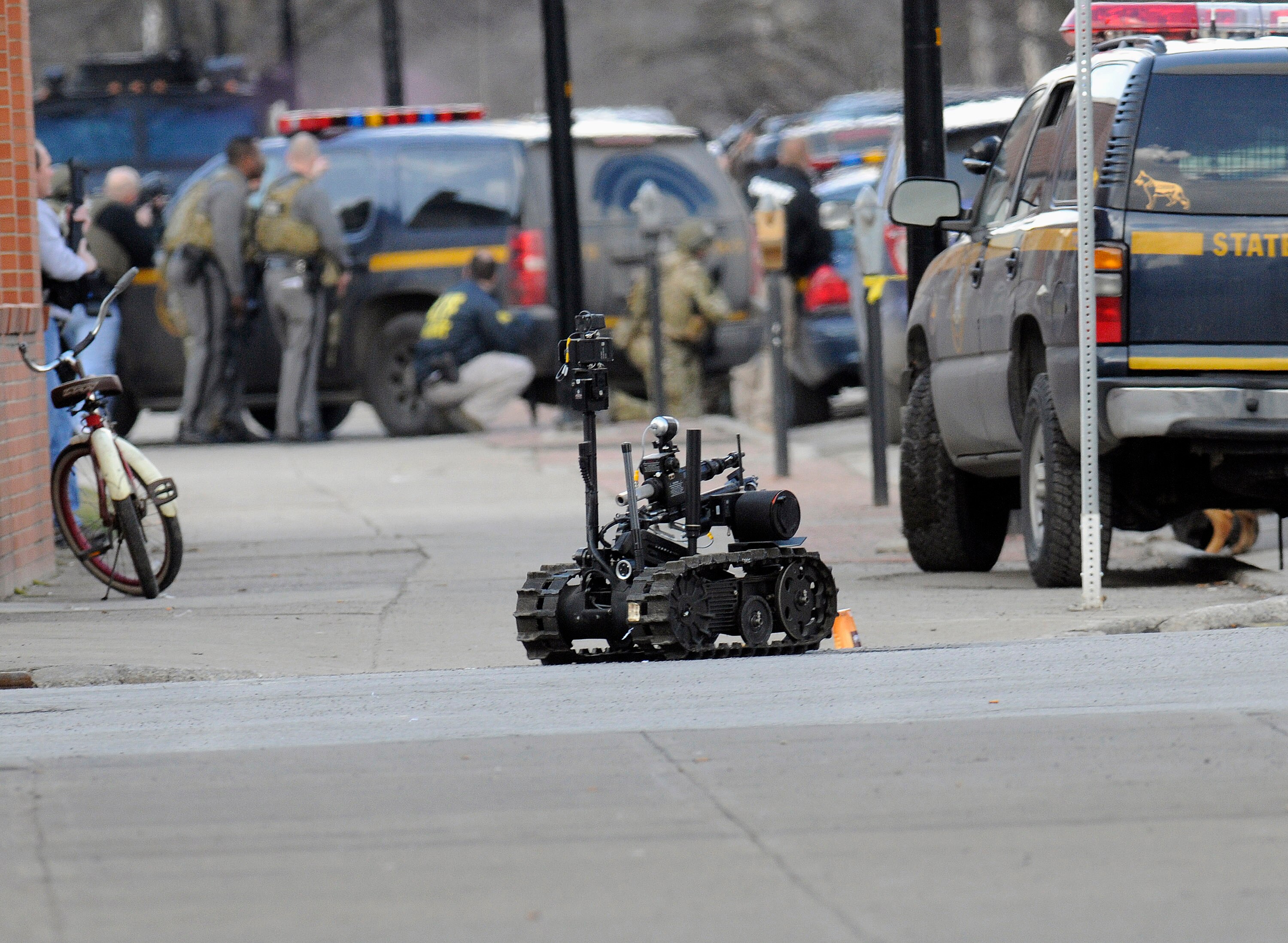 San Francisco police permitted to use militarised robots armed with ...