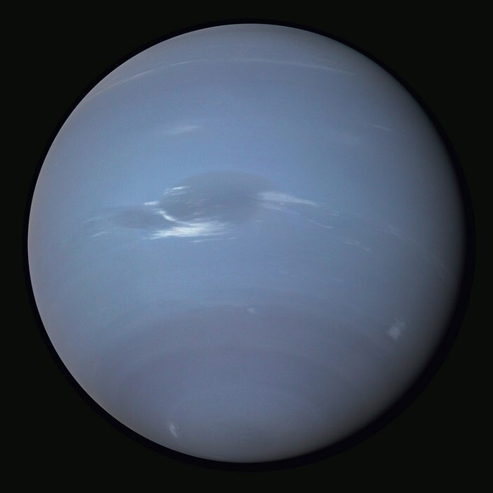 From the edge of the Solar System, Voyager probes are still talking to ...