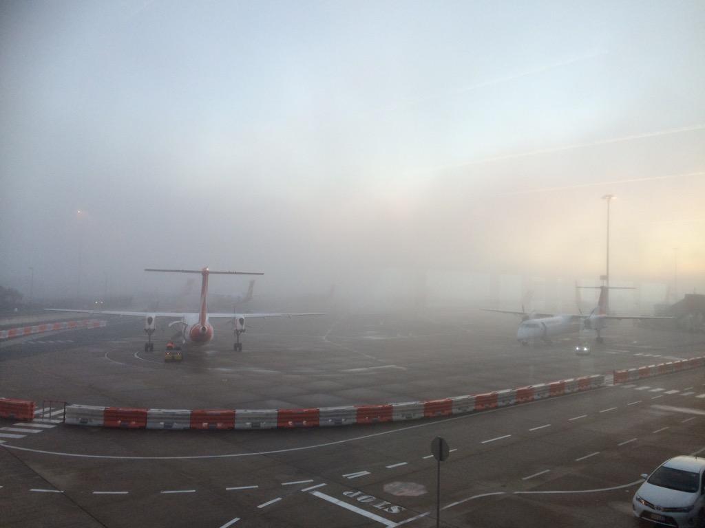 Why planes can only land at two Australian airports, Perth and ...