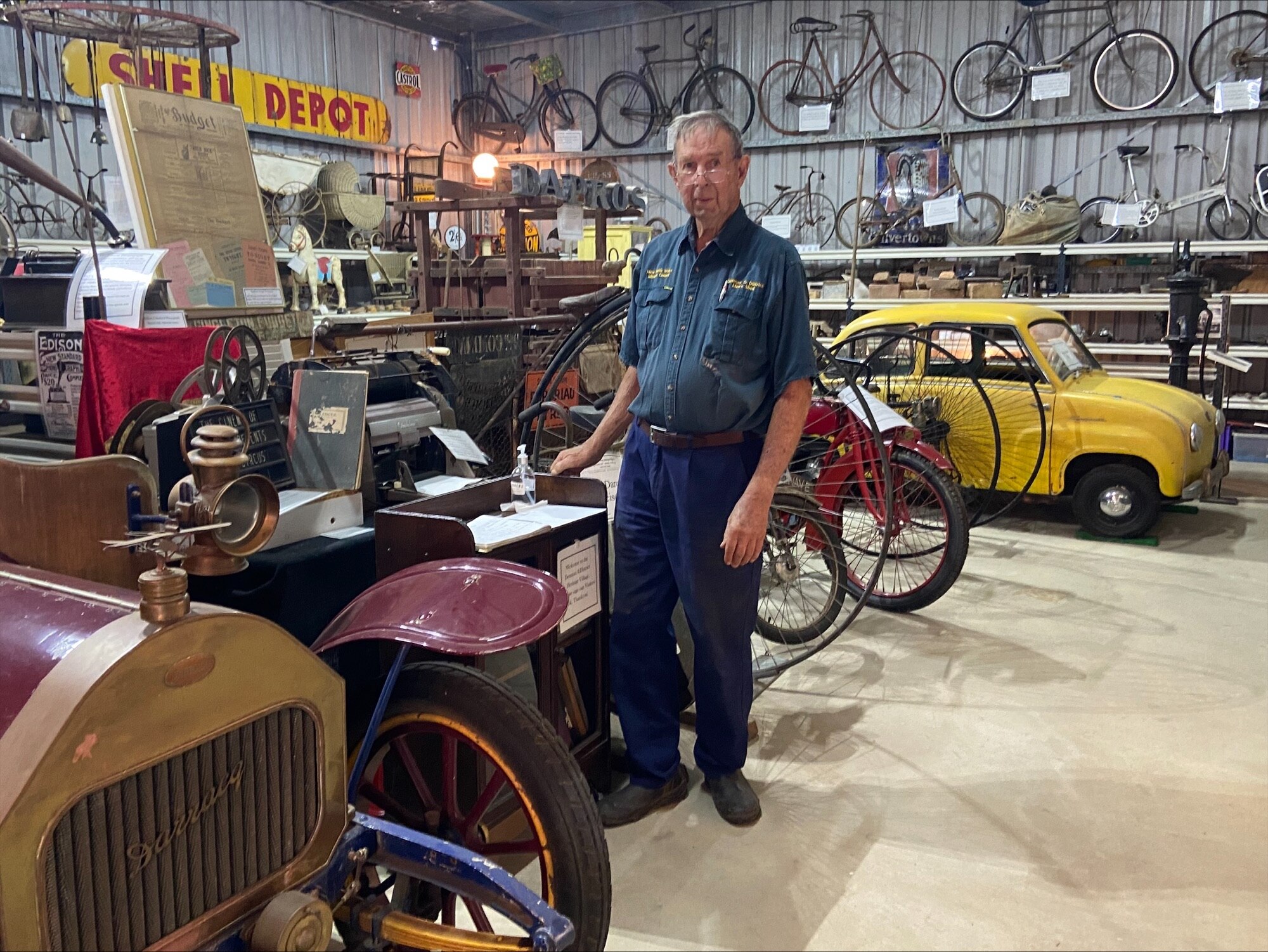 Vintage Jelbart tractor roars to life after loving restoration in Upper ...