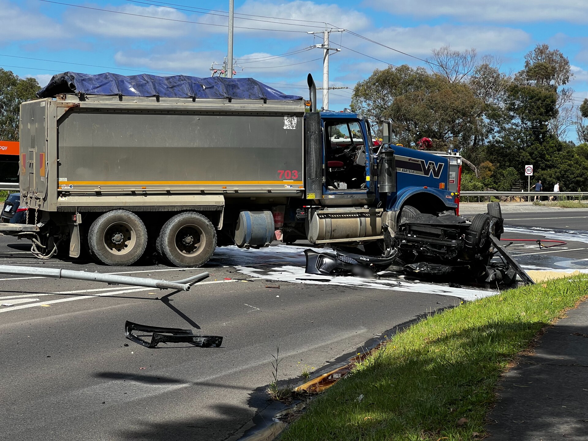 Man dies in truck-car crash in Rowville in Melbourne's south-east - ABC ...