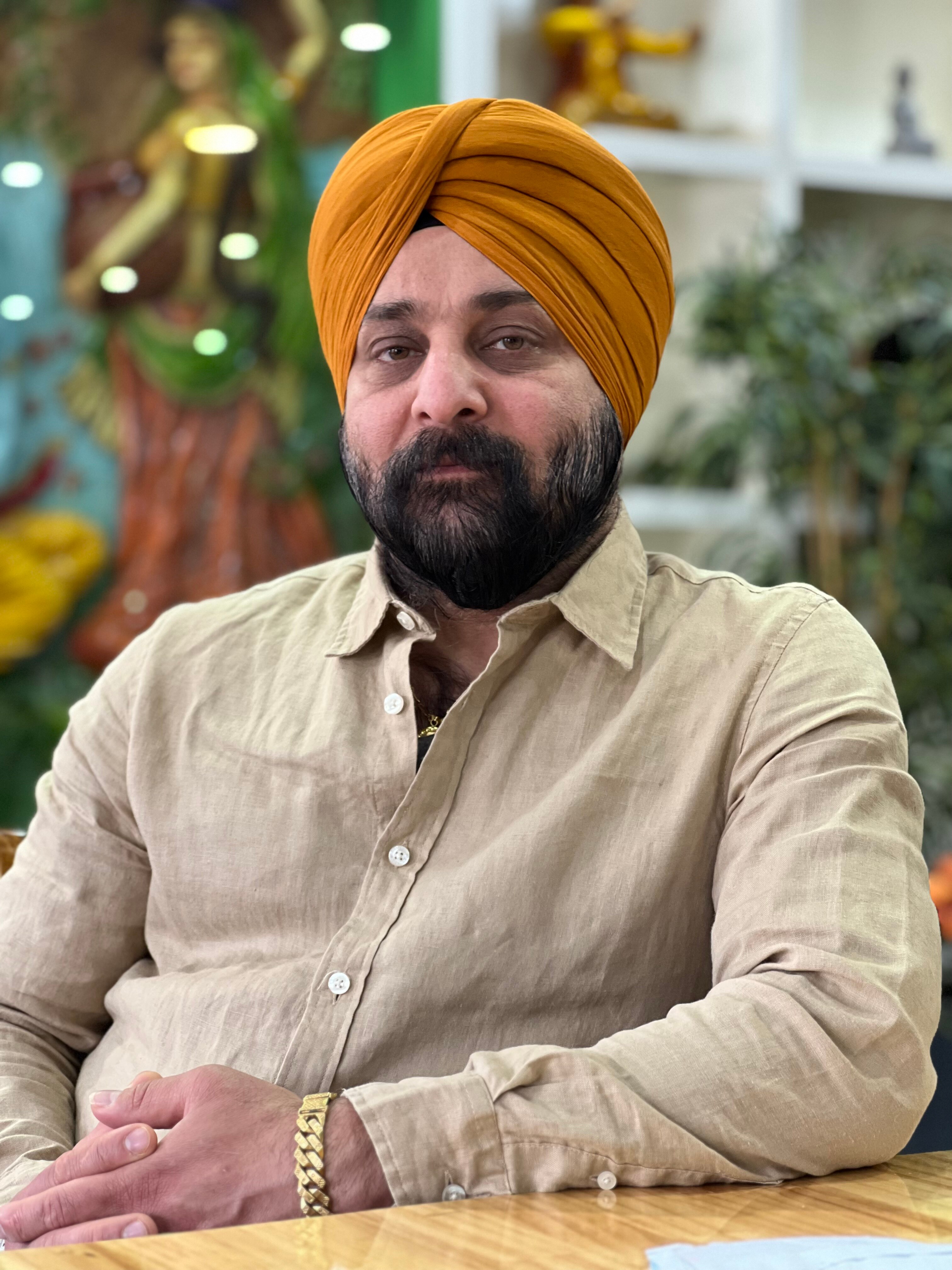 Tasmania Police investigating racist abuse, damage to car, graffiti ...