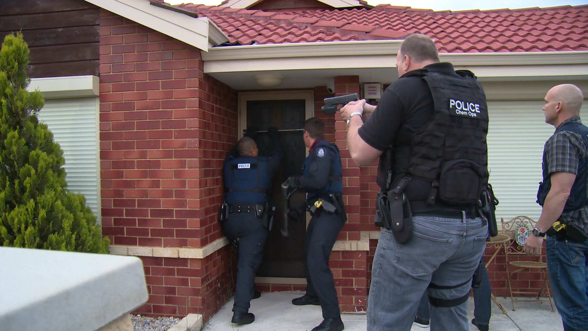 WA Rebels bikies' homes raided after assault, chapter president charged ...
