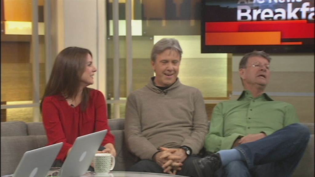 Red Symons drops in to give thumbs up to Craig Emerson's musical ...