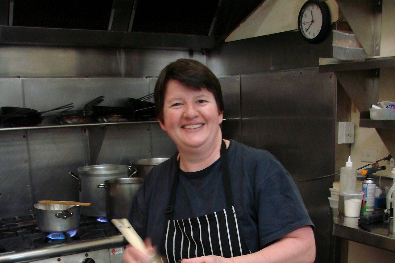 Award-winning chef Annie Smithers auctions Christmas dinner for charity ...